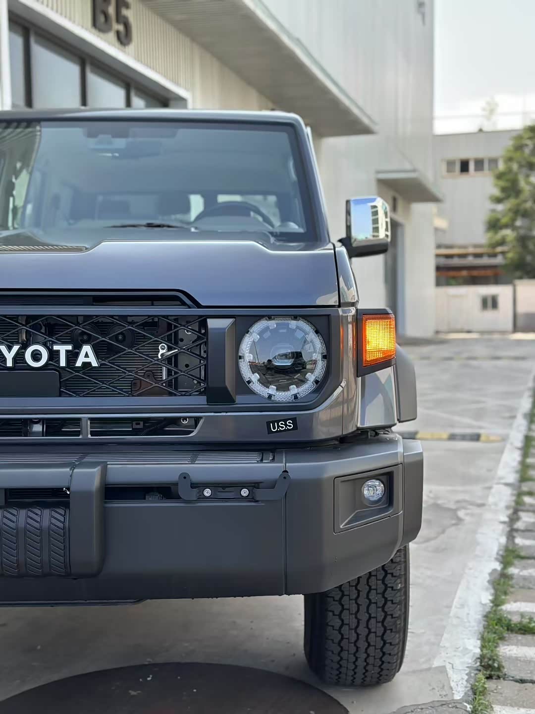 【图】2.8T柴油满配阿曼版LC76_兰德酷路泽论坛_汽车之家论坛