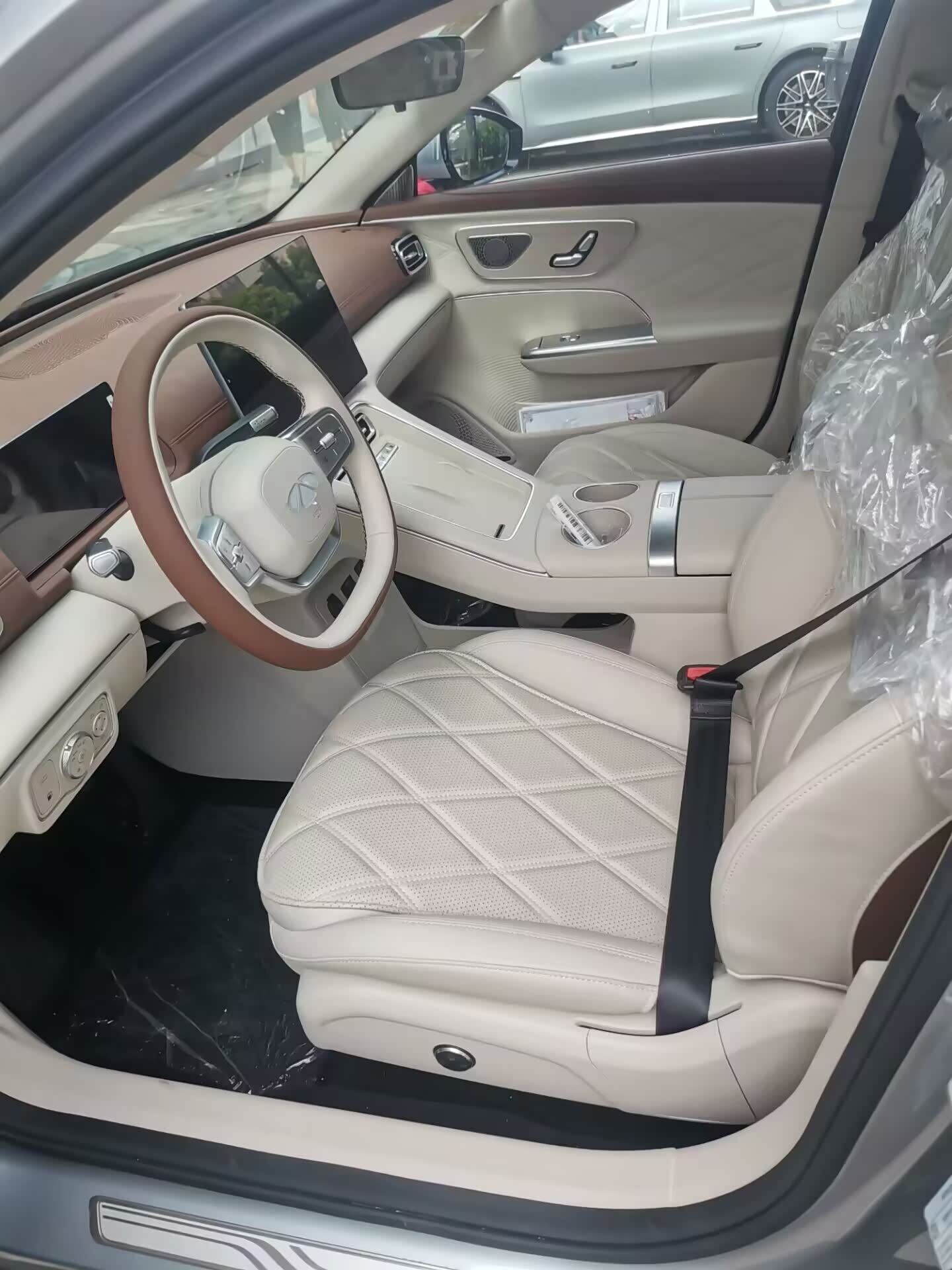 【图】前段时间，我试驾了奇瑞风云A9L，着实被惊艳了一把！车内菱形_风云A9L论坛_汽车之家论坛