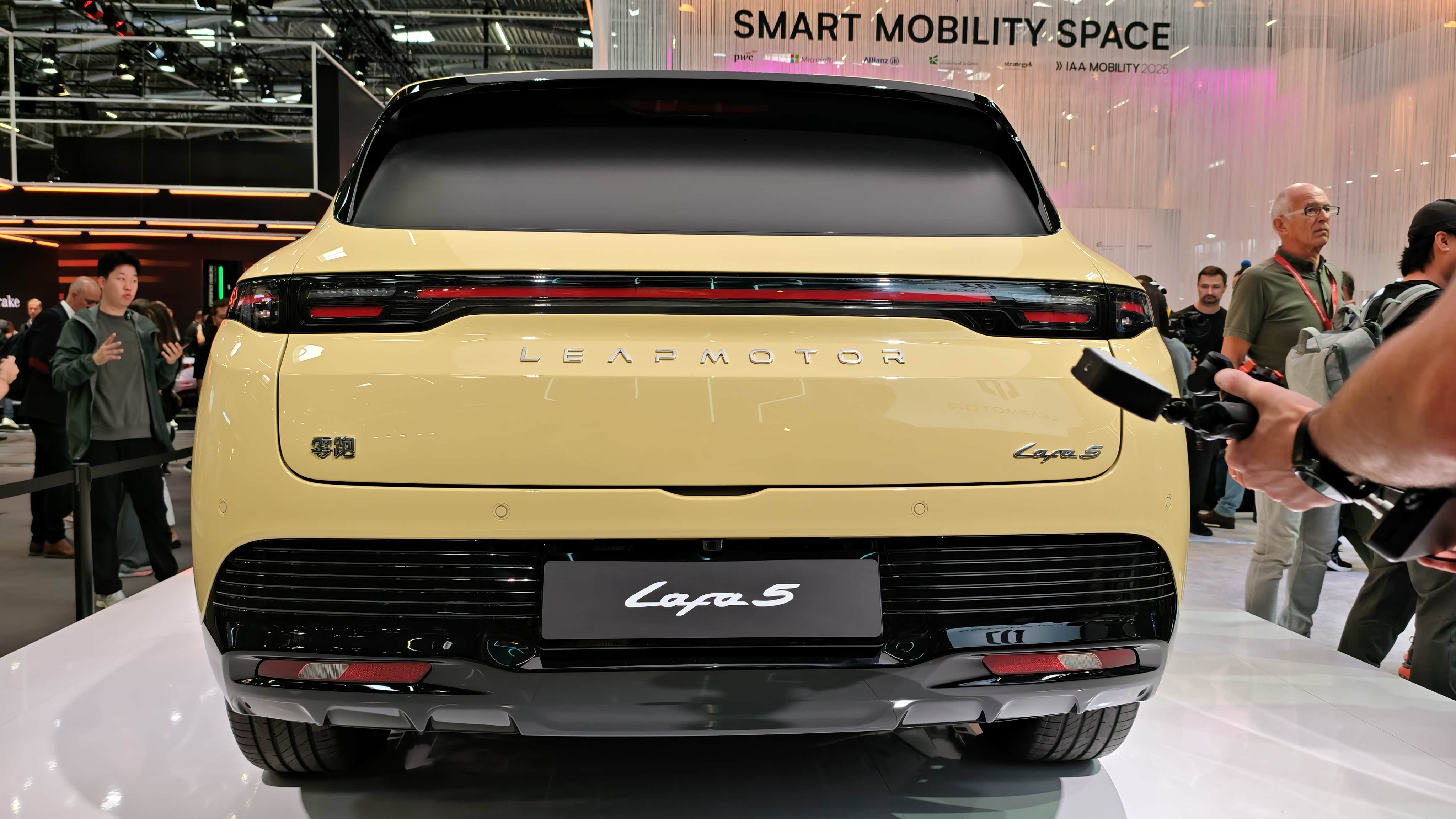 【图】零跑Lafa5慕尼黑车展首秀_零跑Lafa5论坛_汽车之家论坛
