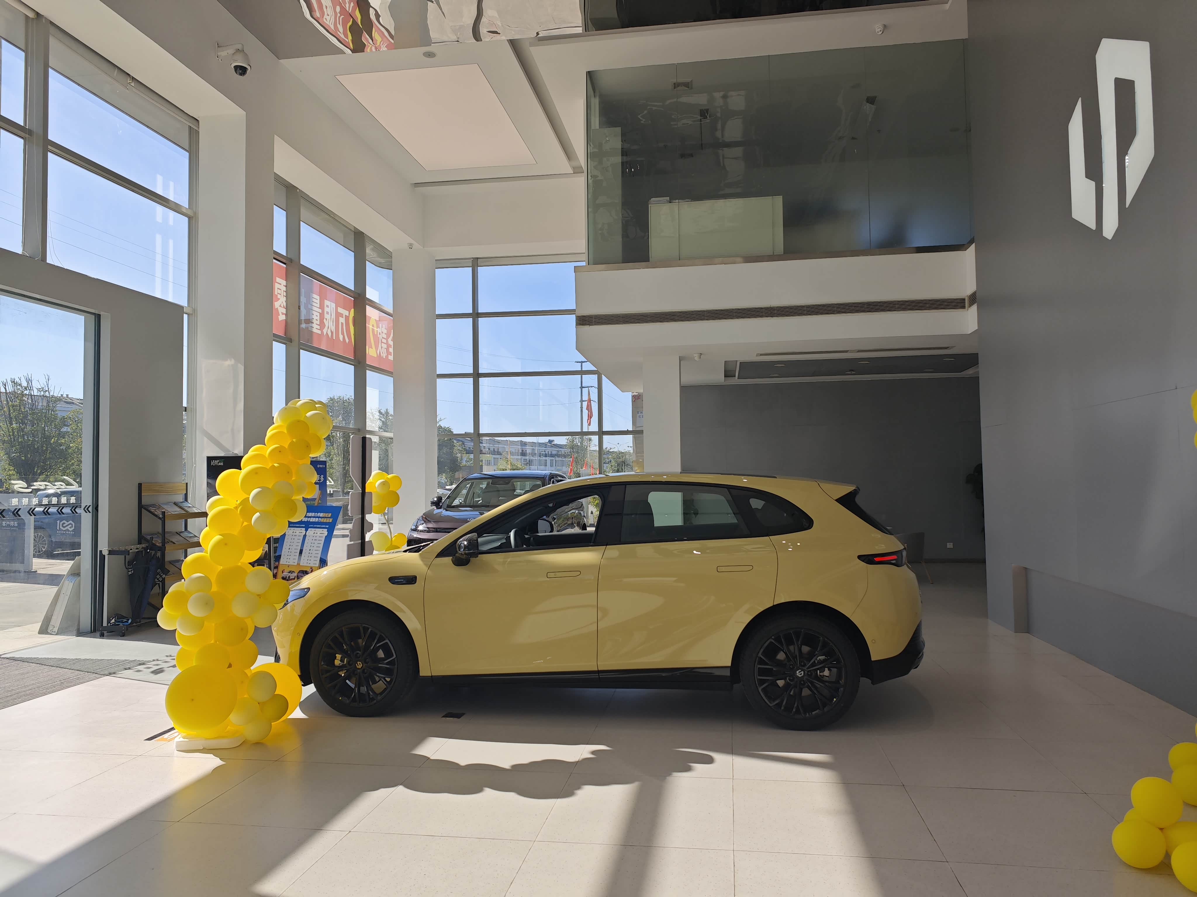 【图】超出预期的零跑Lafa5试驾 这周末有空，我就想着去保养车的_南宁论坛_汽车之家论坛