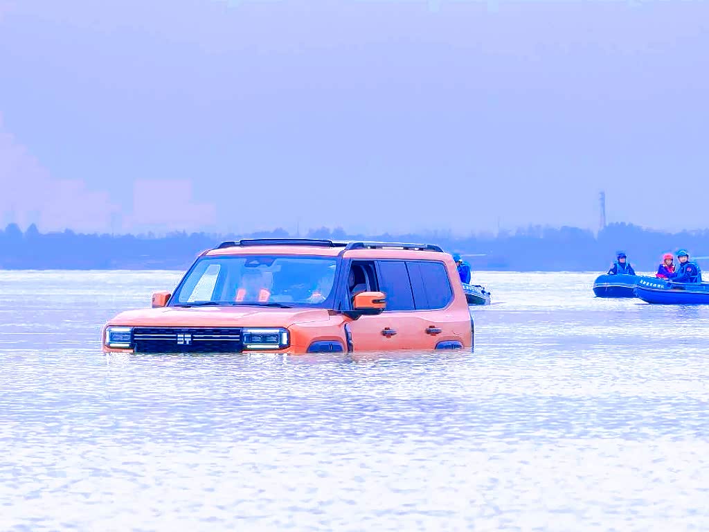 【图】纵横G700和仰望U8:划水谁更牛？_纵横G700论坛_汽车之家论坛