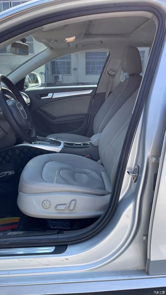 【图】12年3月奥迪A4L 2.0T舒适版 多功能方向盘 定速巡航_奥迪A4L论坛_汽车之家论坛