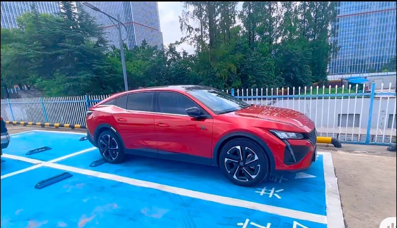 【图】408X哪个角度最帅？_标致408X论坛_汽车之家论坛