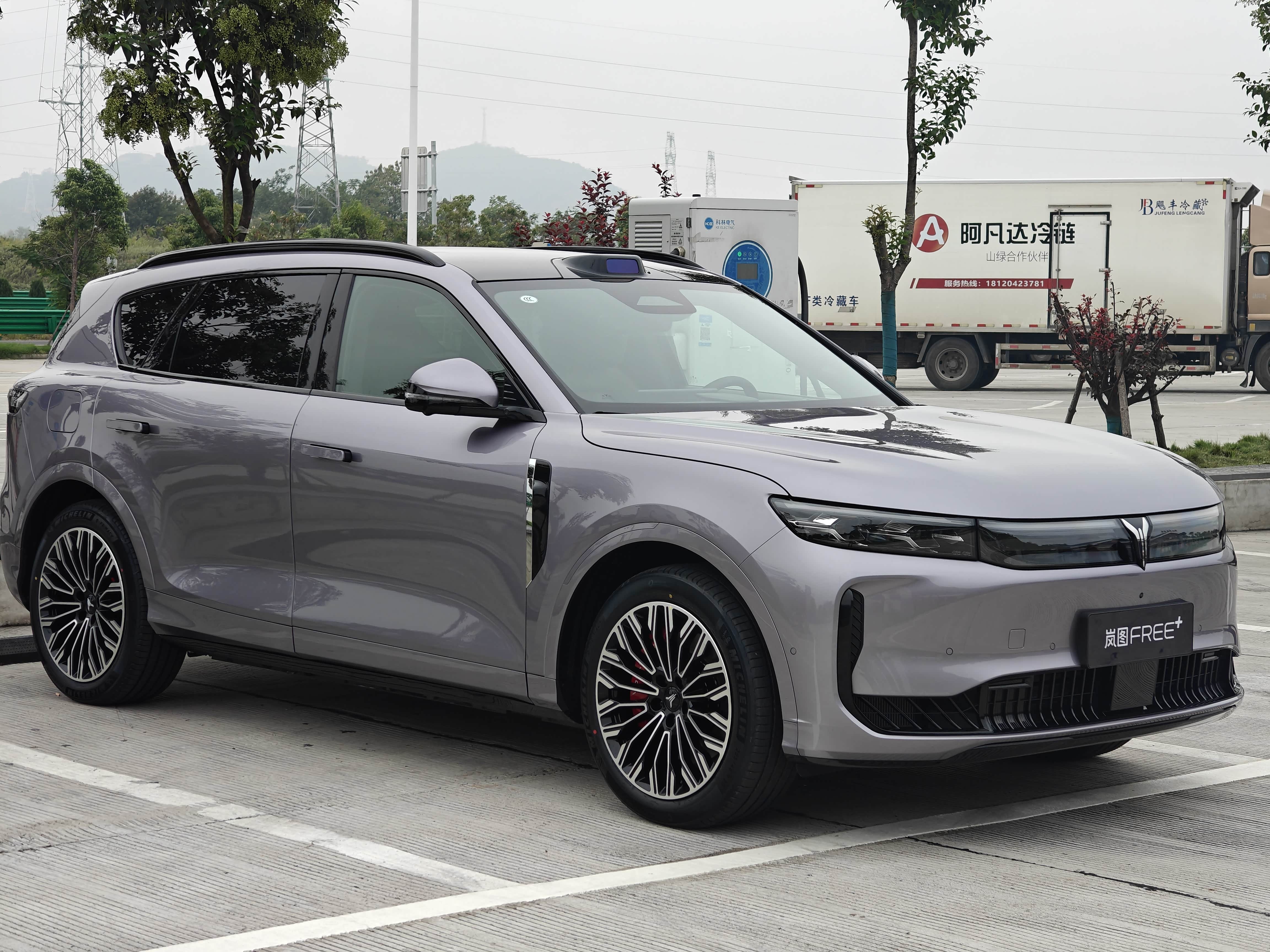 【图】提车岚图FREE+整一月啦！_岚图FREE论坛_汽车之家论坛