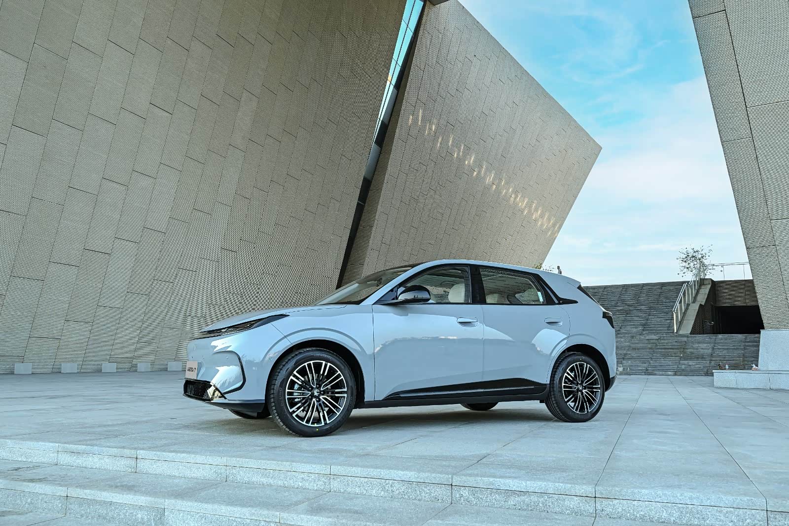 【图】售后服务谁更强 极狐T1 6.88万起完胜MG4元UP_承德论坛_汽车之家论坛