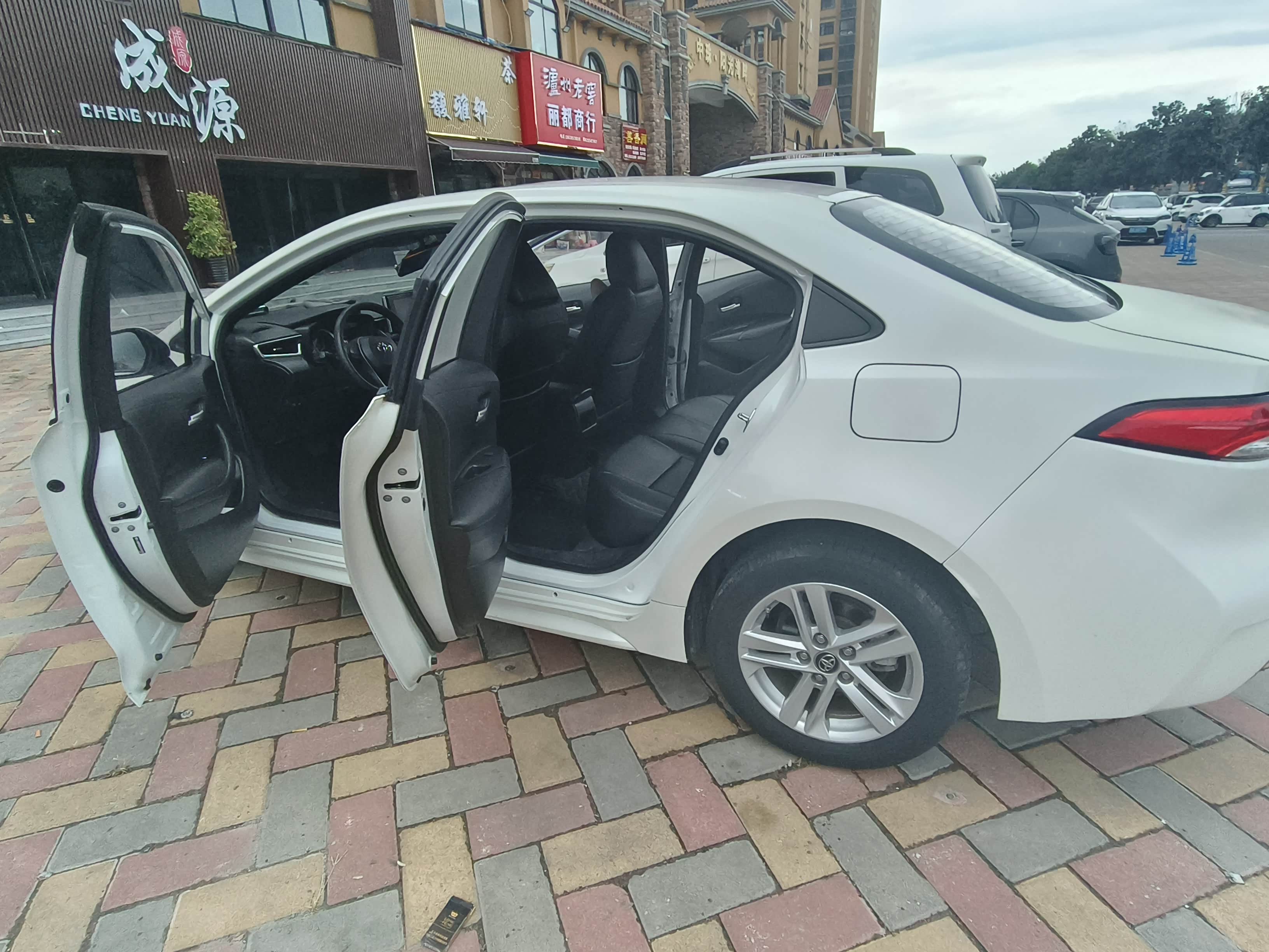 给生活留一扇窗：我的丰田雷凌豪华版2025全记录_雷凌论坛_手机汽车之家