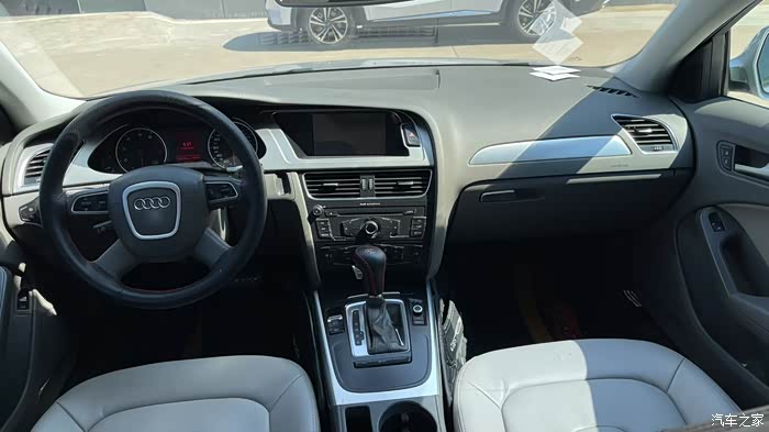 【图】12年3月奥迪A4L 2.0T舒适版 多功能方向盘 定速巡航_奥迪A4L论坛_汽车之家论坛