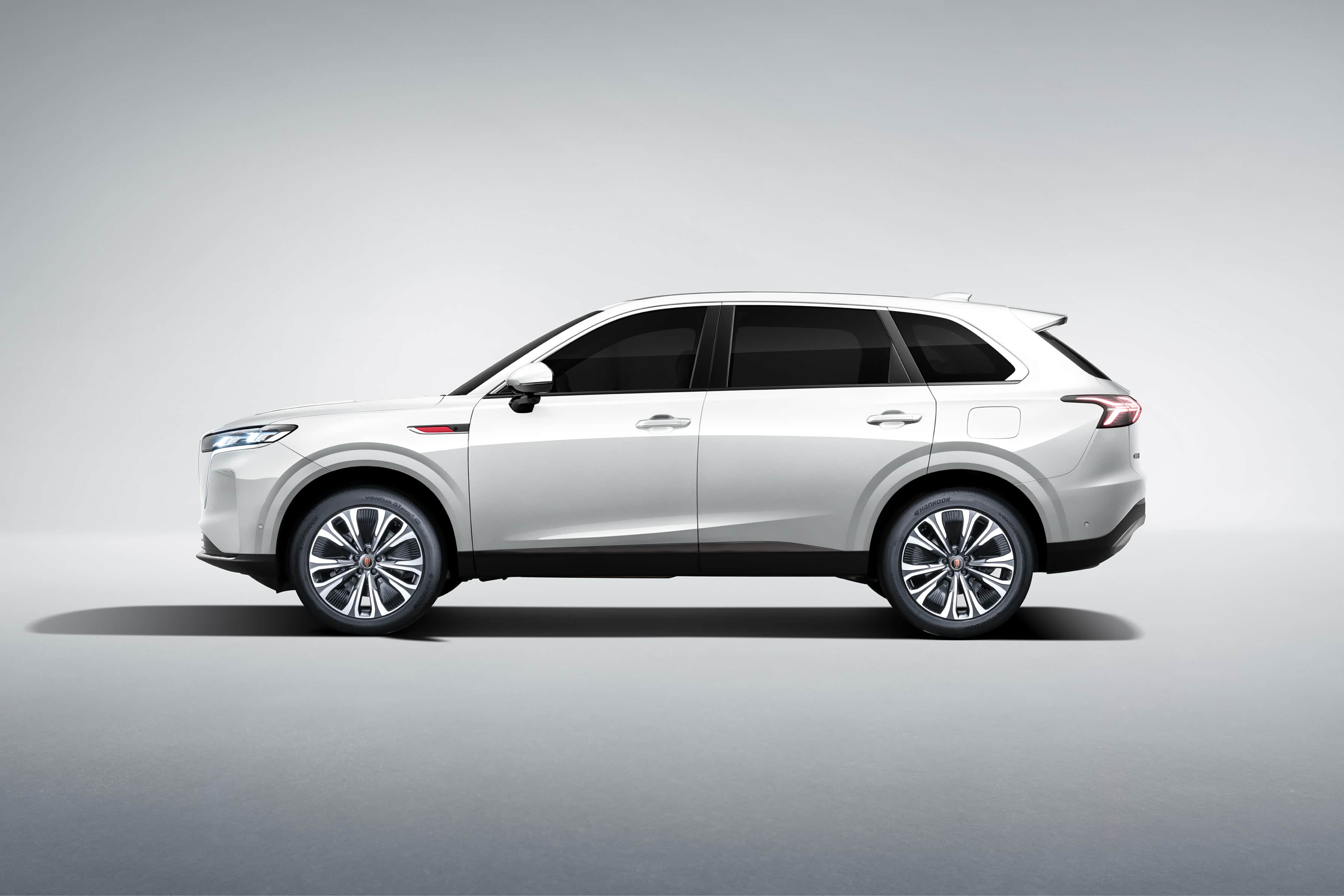 【图】红旗HS6 PHEV：琼楼玉宇 驾驭枫桦_红旗HS6 PHEV论坛_汽车之家论坛