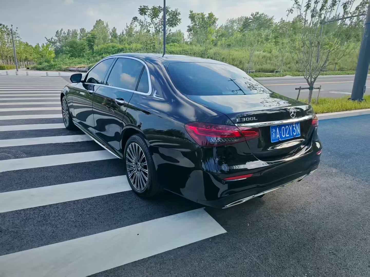 【图】21年奔驰E300L豪华，小立标6万多公里，大小柏林，后排座_奔驰E级论坛_汽车之家论坛