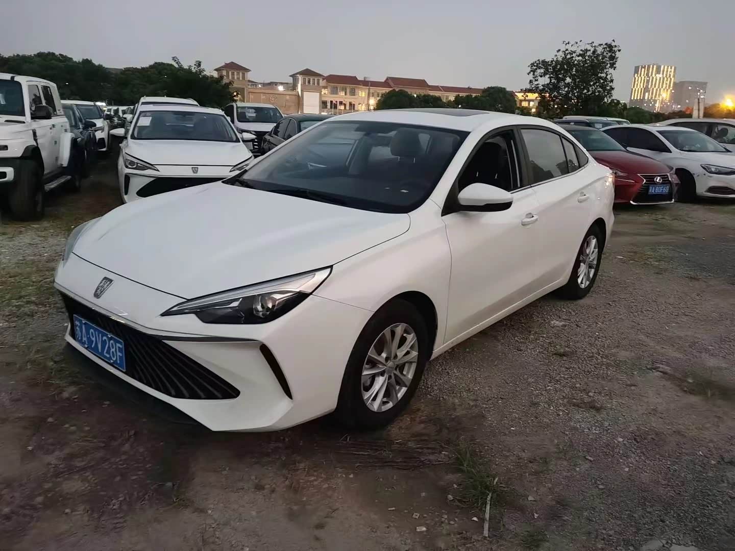 【图】荣威i5 2023款 1.5L CVT豪华版 首付999提车_荣威i5论坛_汽车之家论坛