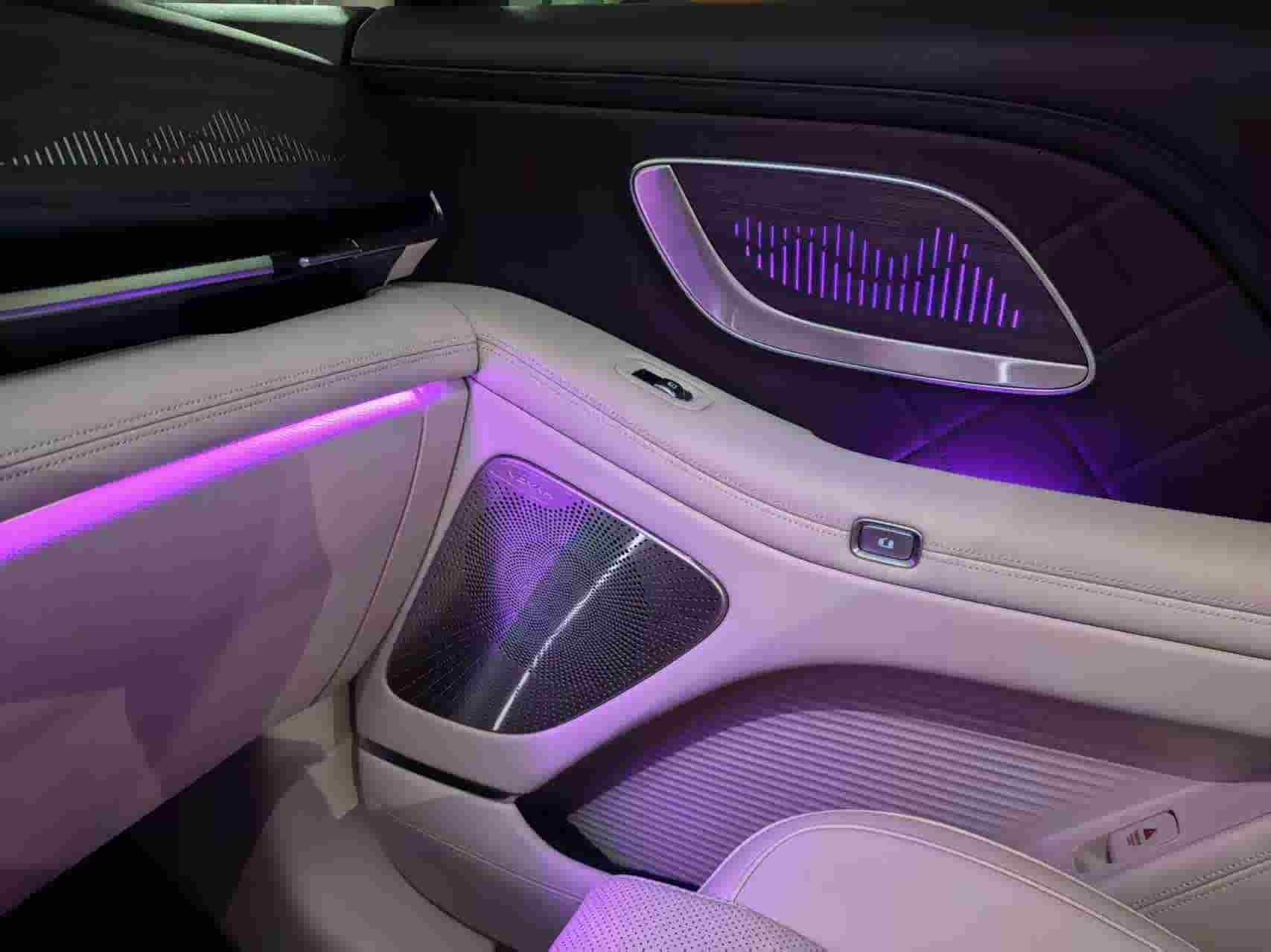 【图】AI零重力按摩舱：座座皆首席_岚图梦想家论坛_汽车之家论坛