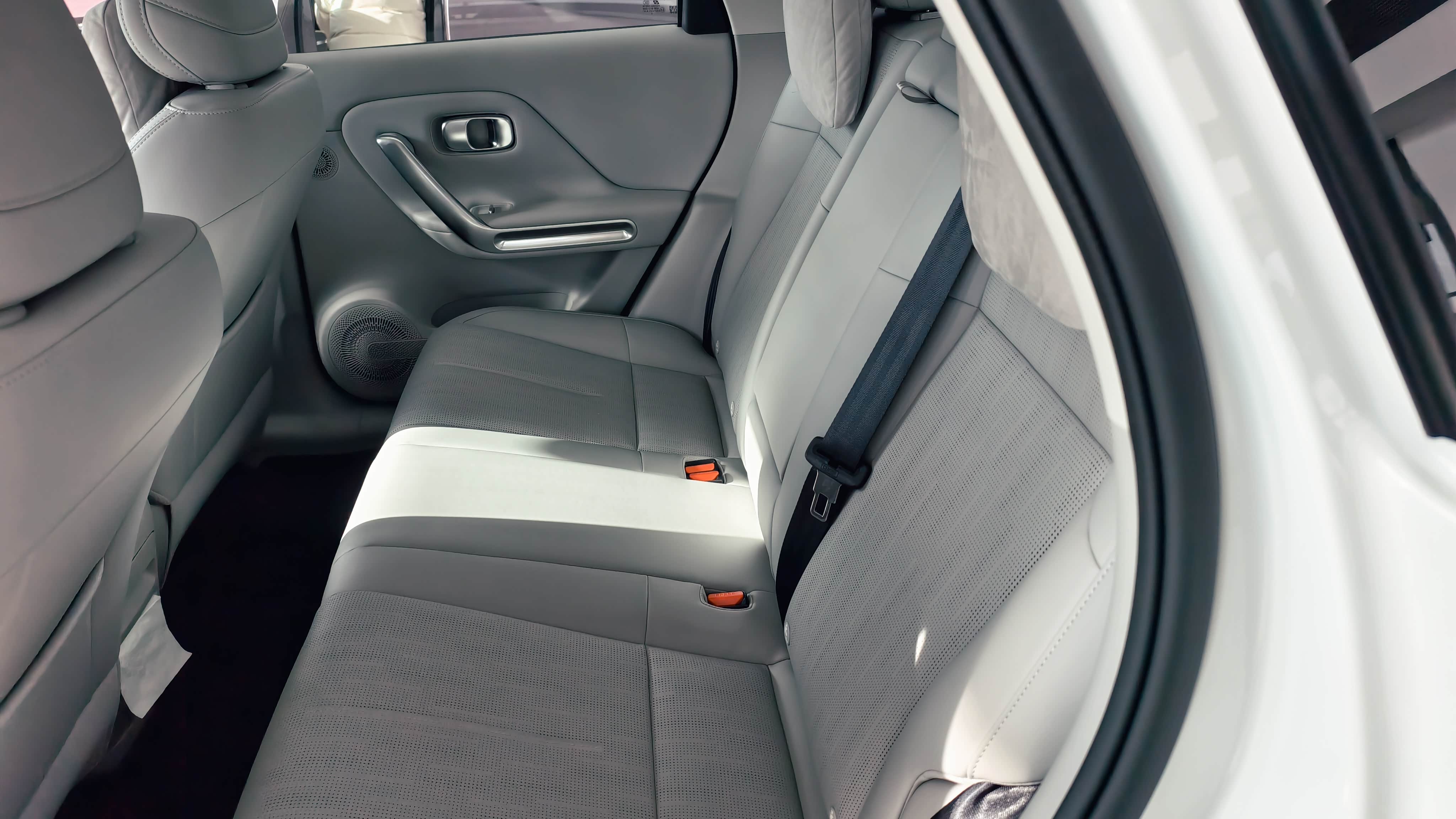 【图】带朋友看零跑B01直接提车_零跑B01论坛_汽车之家论坛