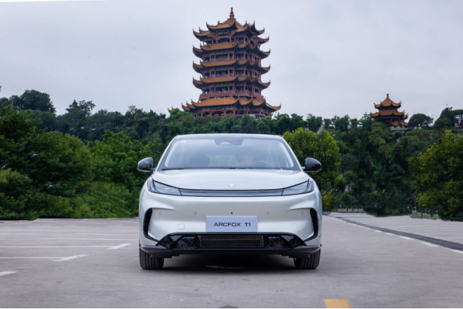 【图】入门即高配 极狐T1与MG4性价比横向评测_极狐T1论坛_汽车之家论坛