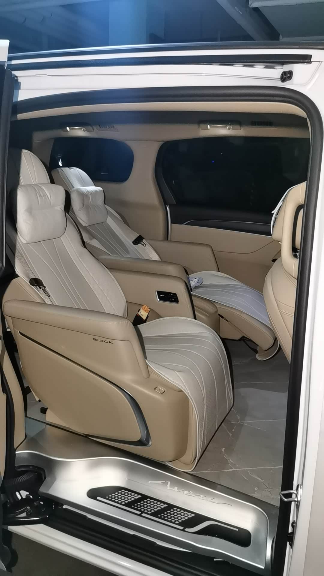 【图】遇见别克gl8陆尚_别克GL8新能源论坛_汽车之家论坛