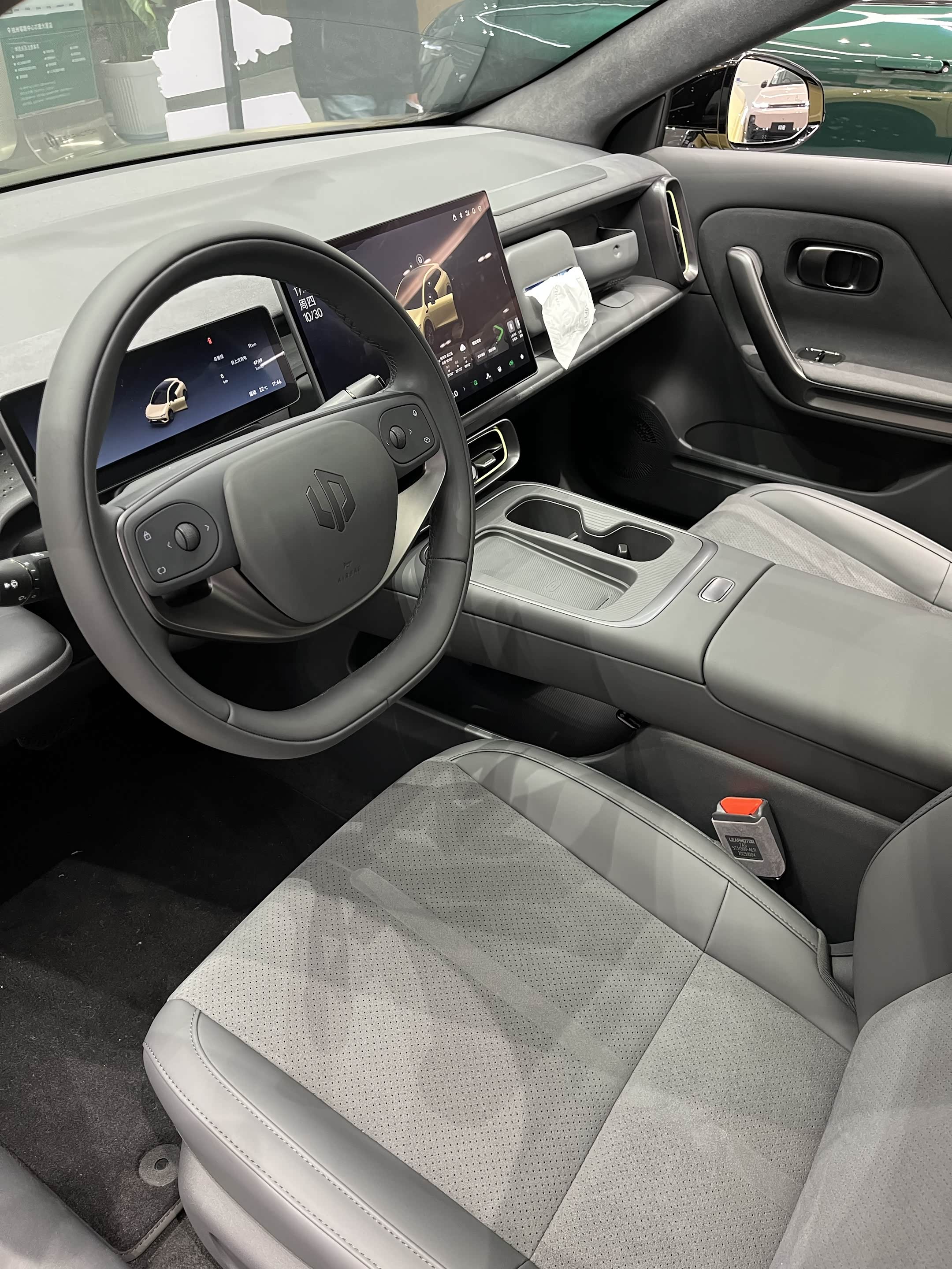 【图】Lafa5：好看好坐还“跑”_零跑Lafa5论坛_汽车之家论坛