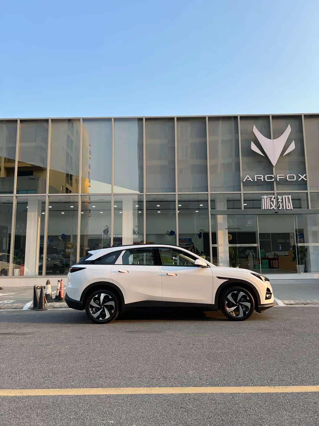 【图】极狐T1实车曝光，带大空间+长续航，A级实力降维打击A0级_极狐T1论坛_汽车之家论坛