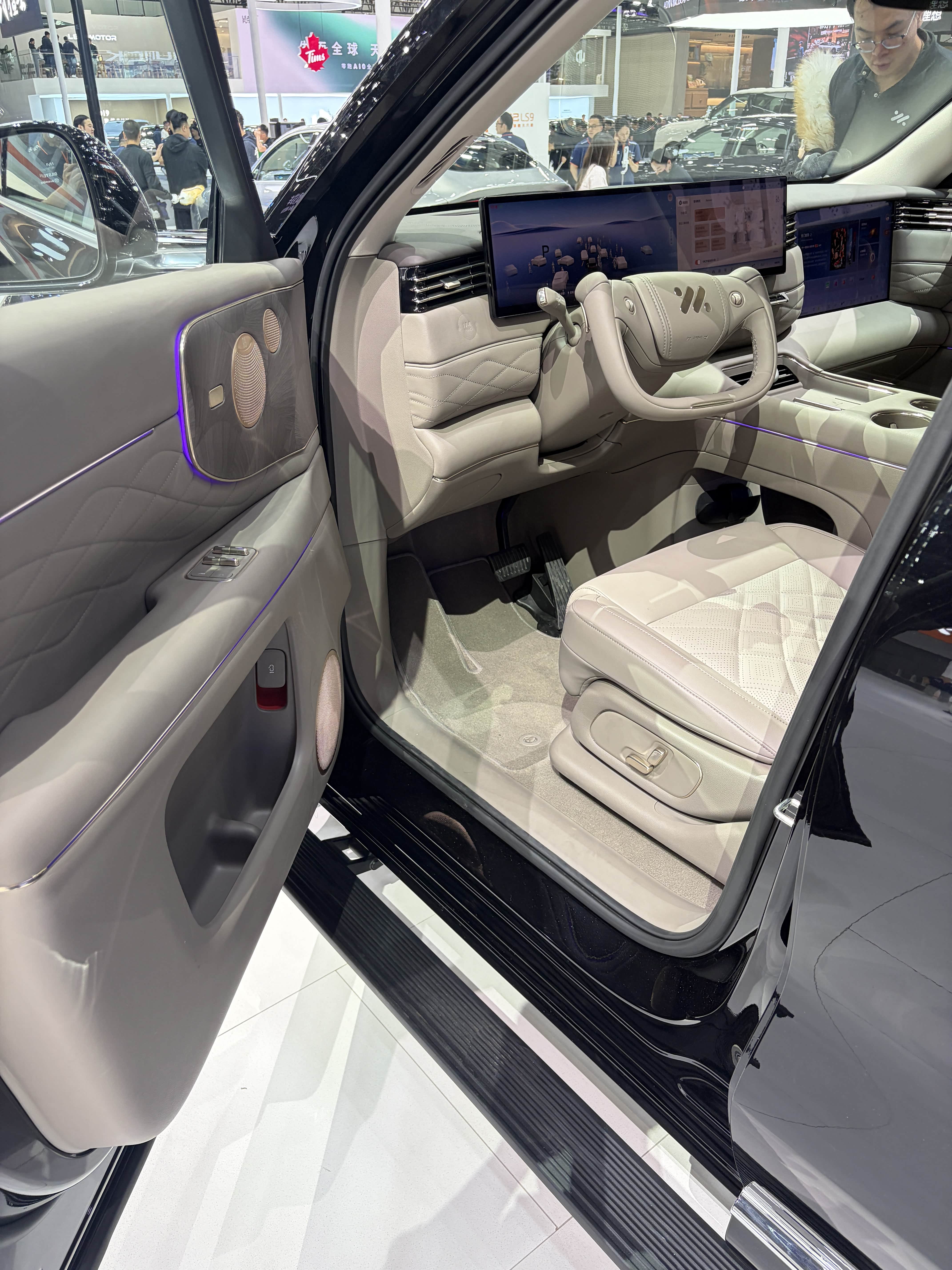 【图】智己LS9：30万级“狠货”，刀法精准，但非完美_智己LS9论坛_汽车之家论坛