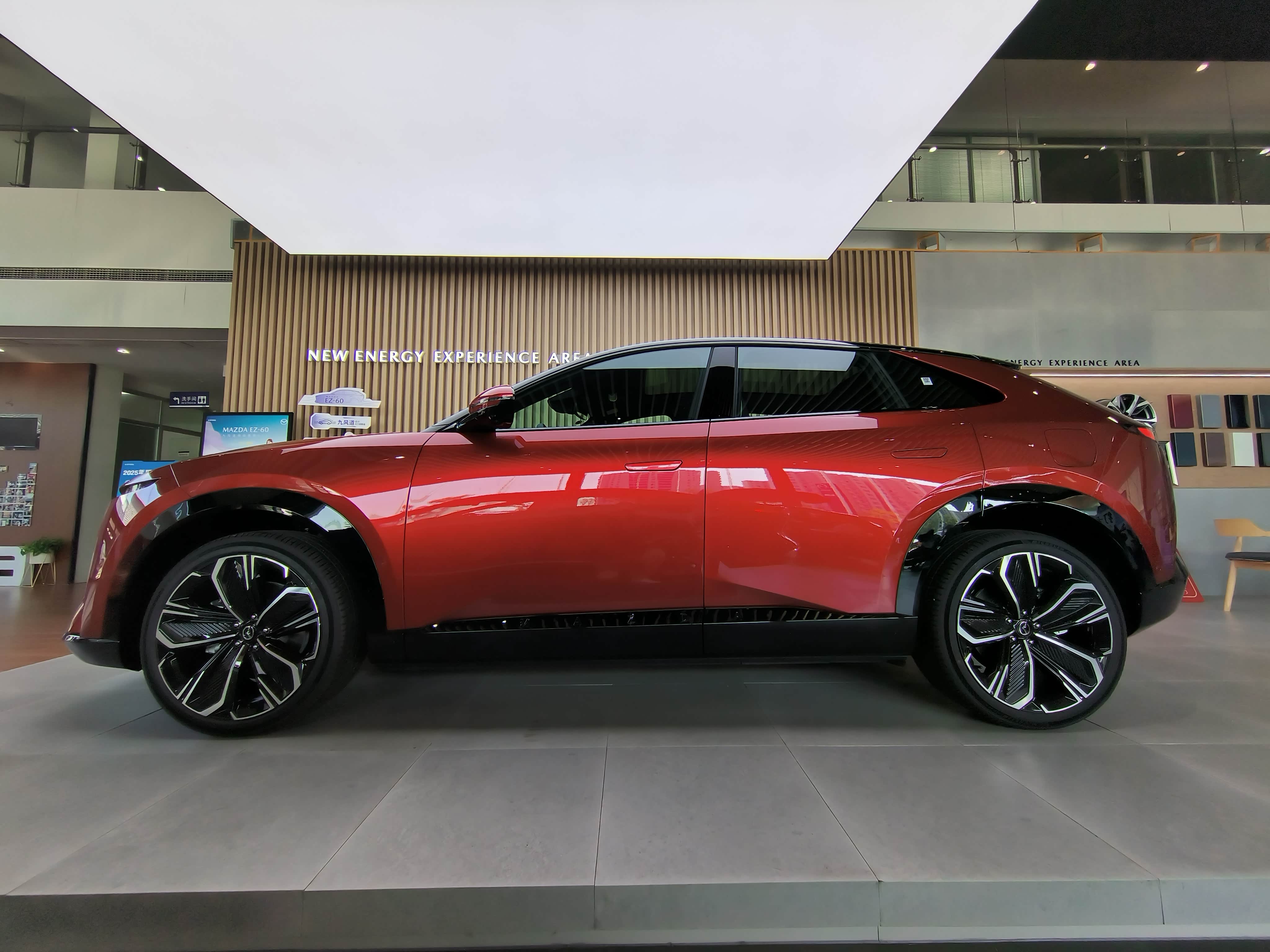 【图】EZ60水晶魂动红的惊艳与实力—全网到店首秀_马自达EZ-60论坛_汽车之家论坛