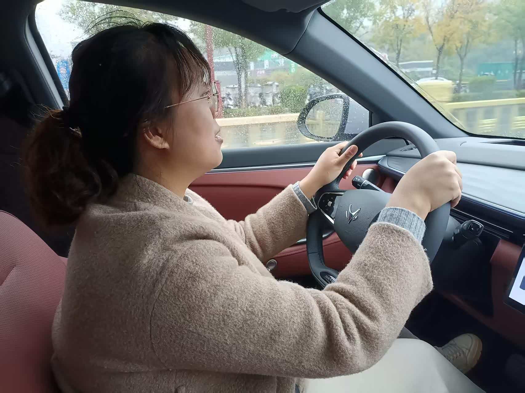 【图】试驾全新阿尔法T5～极狐汽车_极狐 阿尔法T5论坛_汽车之家论坛