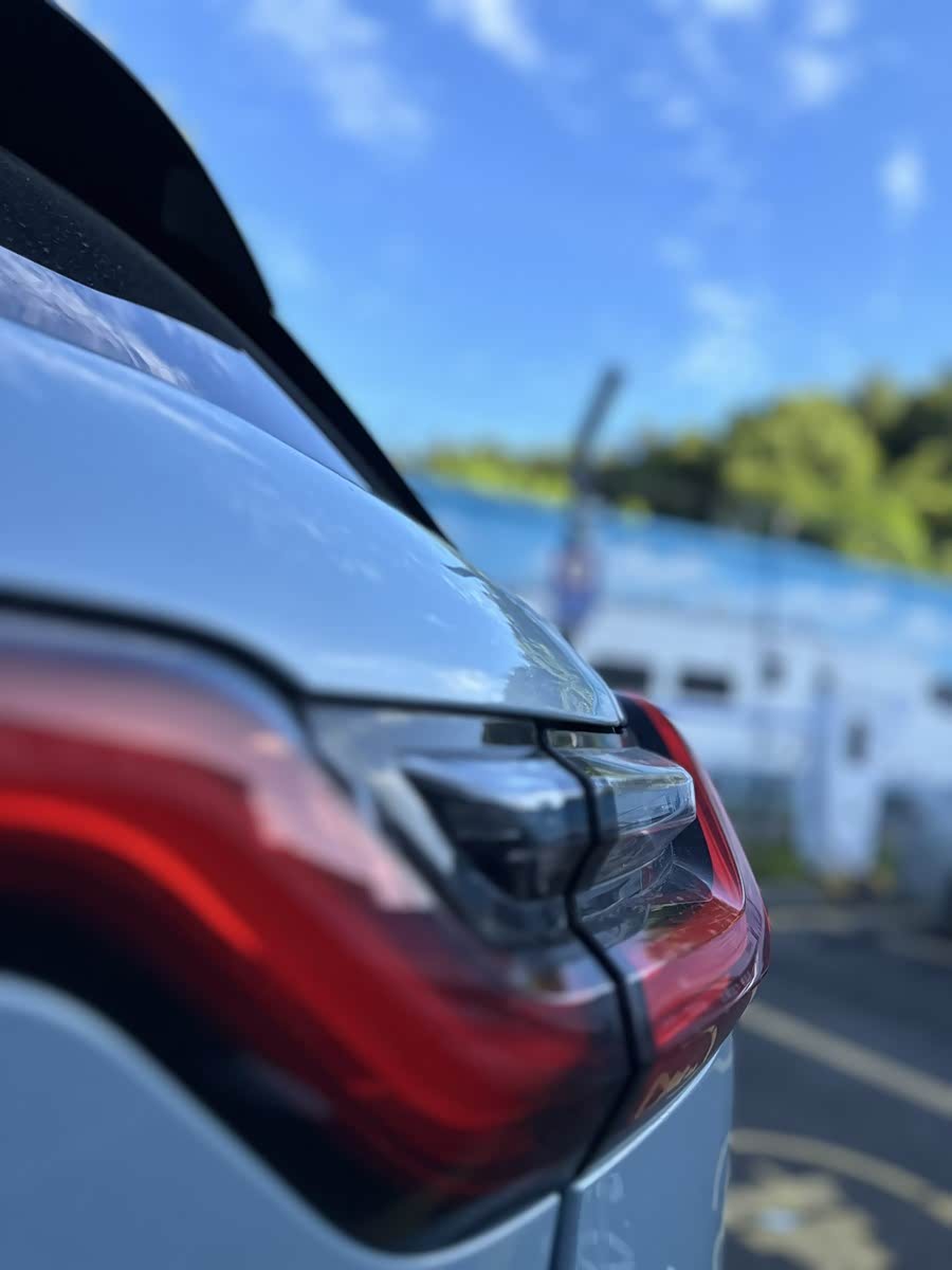 【图】依然认为一代ES6的尾灯最好看_蔚来ES6论坛_汽车之家论坛