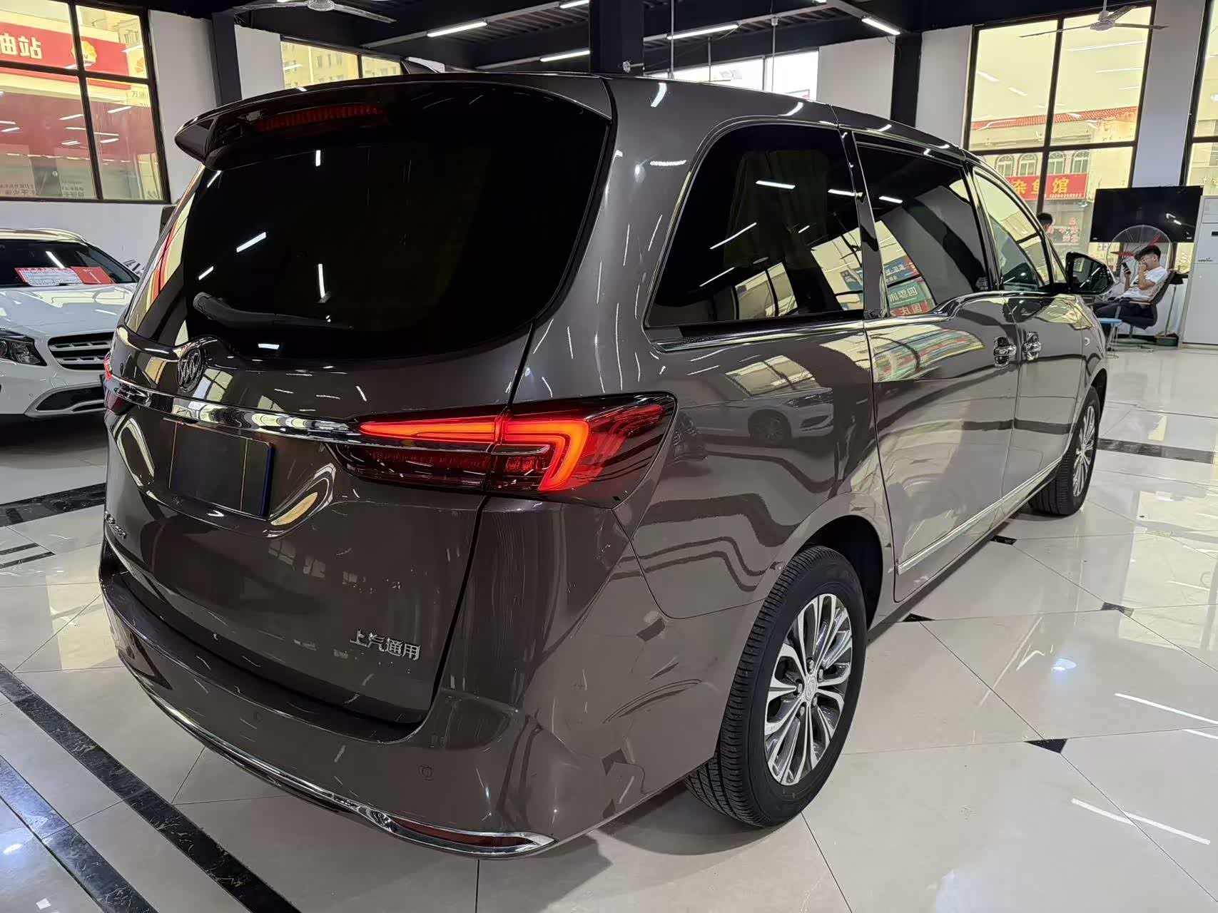 【图】20年gl8 652t豪华 全车原版 一块补漆 实表5万公里_别克GL8论坛_汽车之家论坛