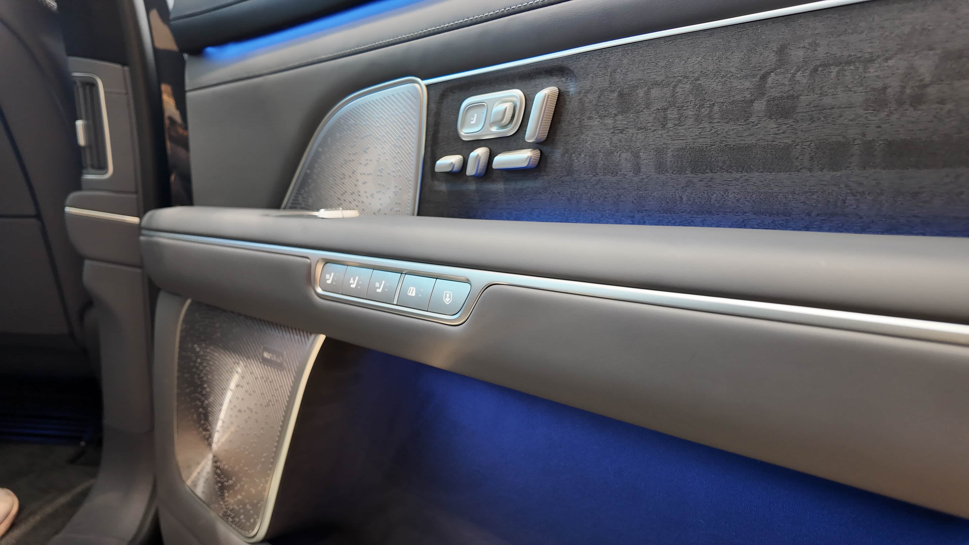 【图】陪朋友一起看了三代ES8之后_蔚来ES8论坛_汽车之家论坛