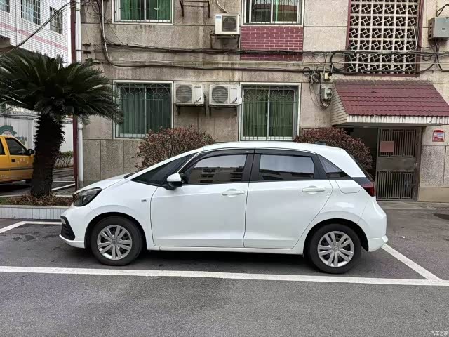 【VESPA 946 VESPA_VESPA 946_汽车之家】