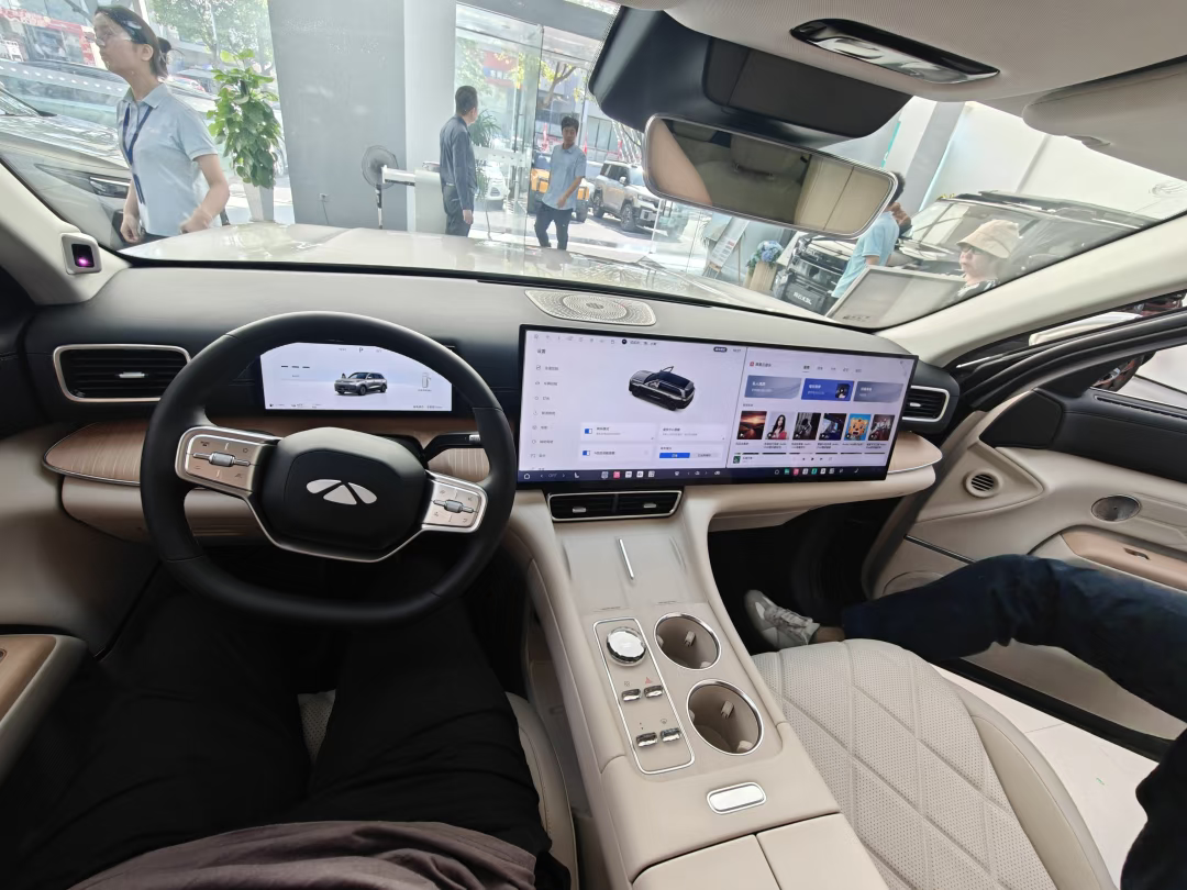 【图】静态体验奇瑞大六座suv风云t11_风云T11论坛_汽车之家论坛