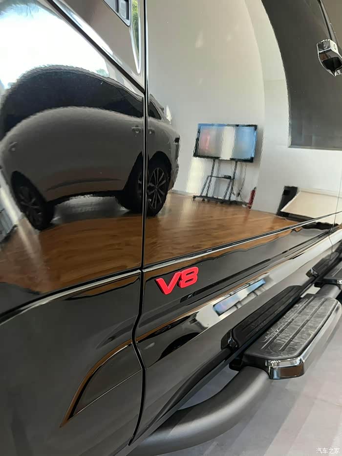 【图】2025款 路虎卫士110 5.0TV8版本 黑外棕内 指导_路虎卫士论坛_汽车之家论坛