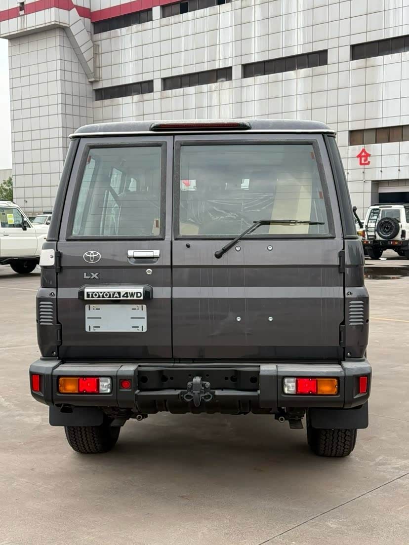 【图】柴油满配2.8T25款丰田LC76_兰德酷路泽论坛_汽车之家论坛