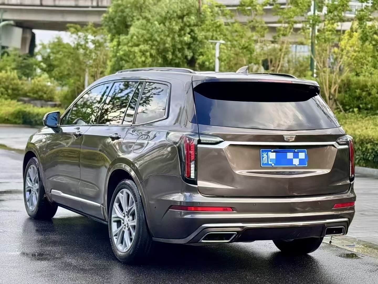 【图】2021年差几天上牌，凯迪拉克XT6。28t豪华7座，四门无_凯迪拉克XT6论坛_汽车之家论坛
