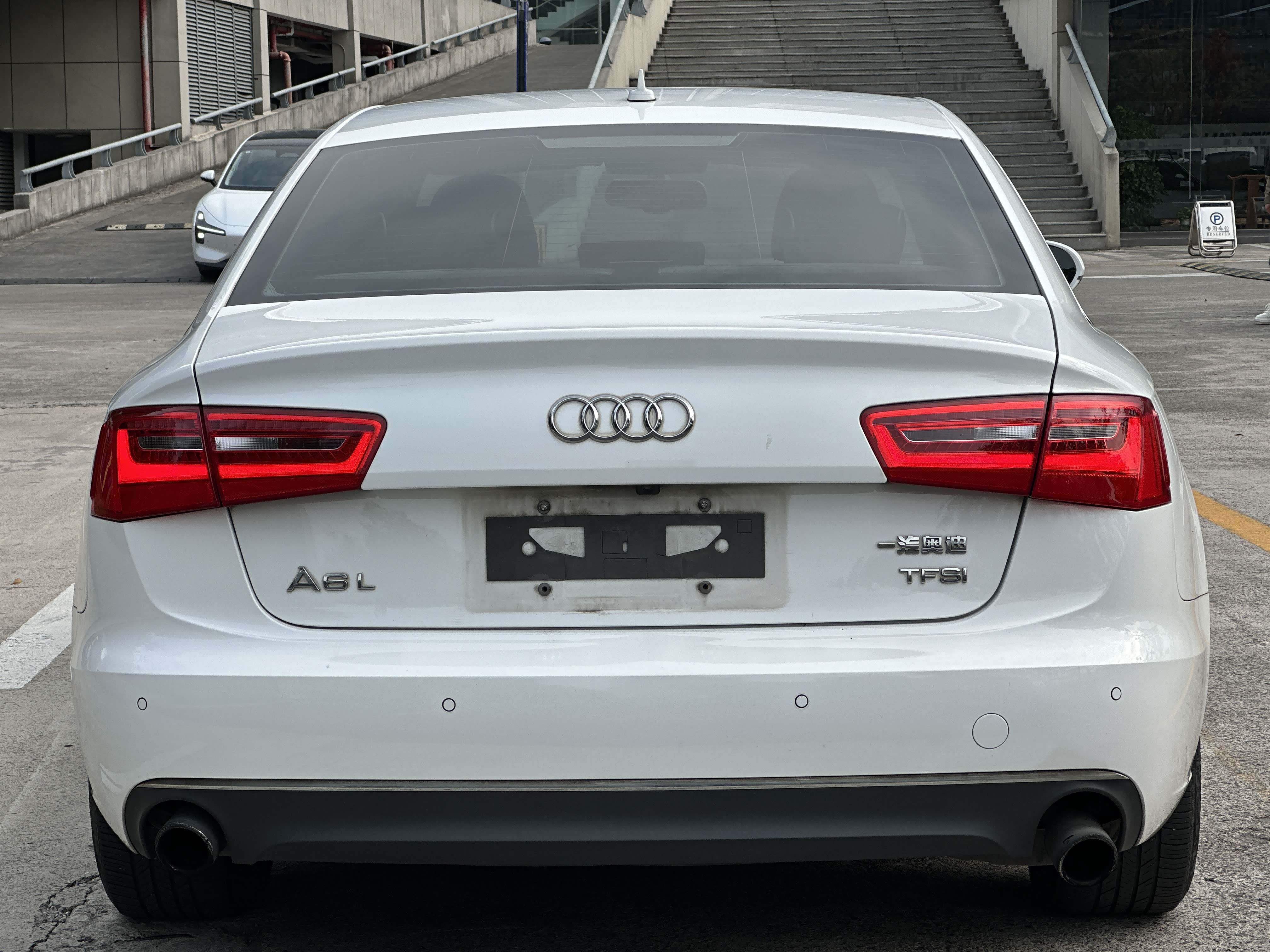 【图】奥迪A6L TFSI 百万纪念智领型 上牌16年2月 2.0_奥迪A6L/A6(进口)论坛_汽车之家论坛