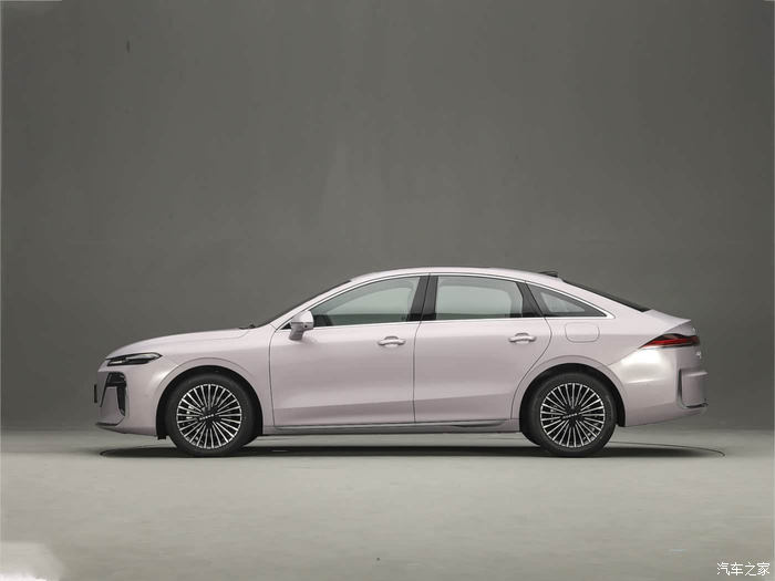 【图】前劳斯莱斯设计师操刀，荣威M7 DMH强攻中高端市场，能行吗？_荣威M7 DMH论坛_汽车之家论坛