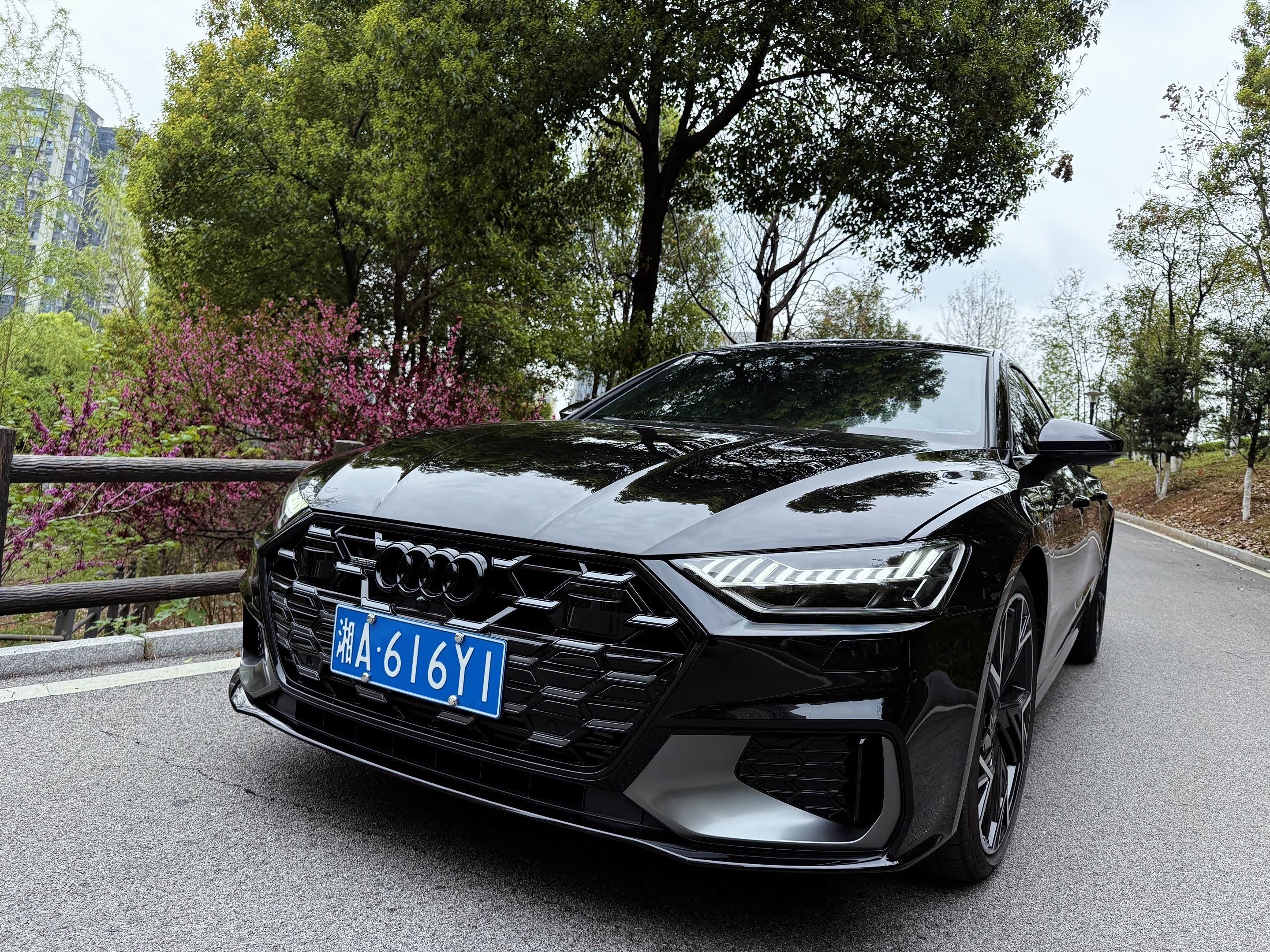 有一说一，上汽奥迪A7L黑武士到底怎么样？_奥迪A7L论坛_手机汽车之家