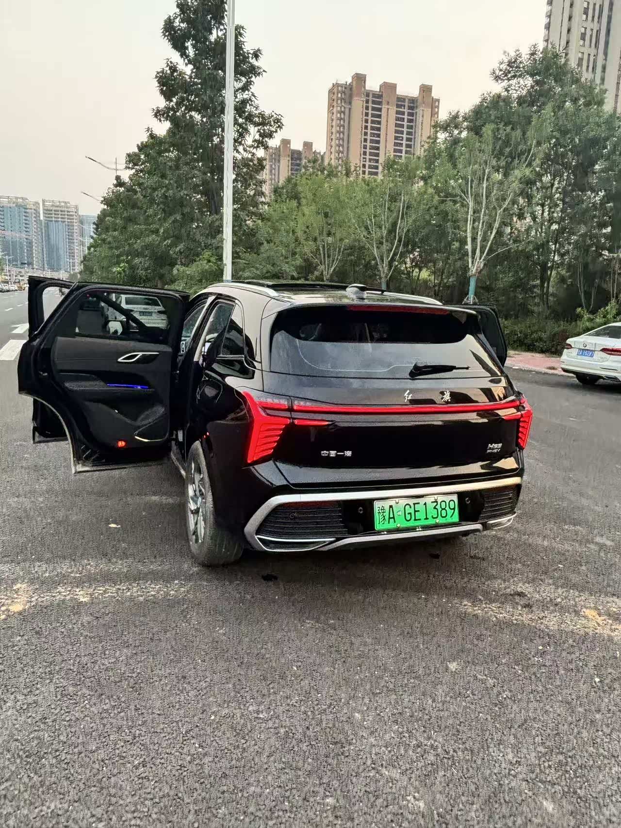 【图】试驾朋友的红旗HS3 PHEV，实用党真的会爱_红旗HS3 PHEV论坛_汽车之家论坛