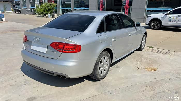 【图】12年3月奥迪A4L 2.0T舒适版 多功能方向盘 定速巡航_奥迪A4L论坛_汽车之家论坛