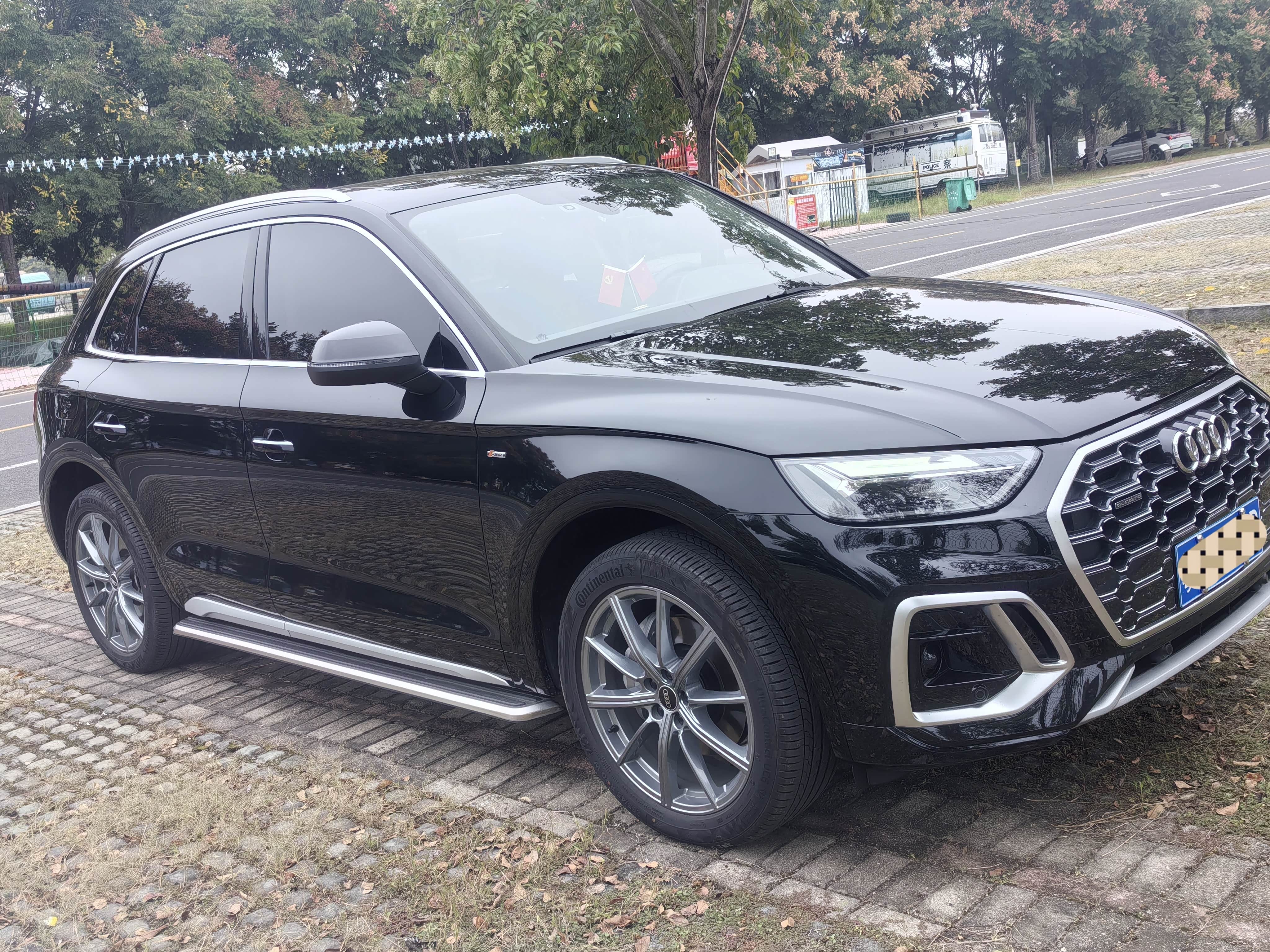 【图】提车2月，选择40时尚动感，镀铬套件，不喜欢黑光包，原厂选装_奥迪Q5/Q5L论坛_汽车之家论坛