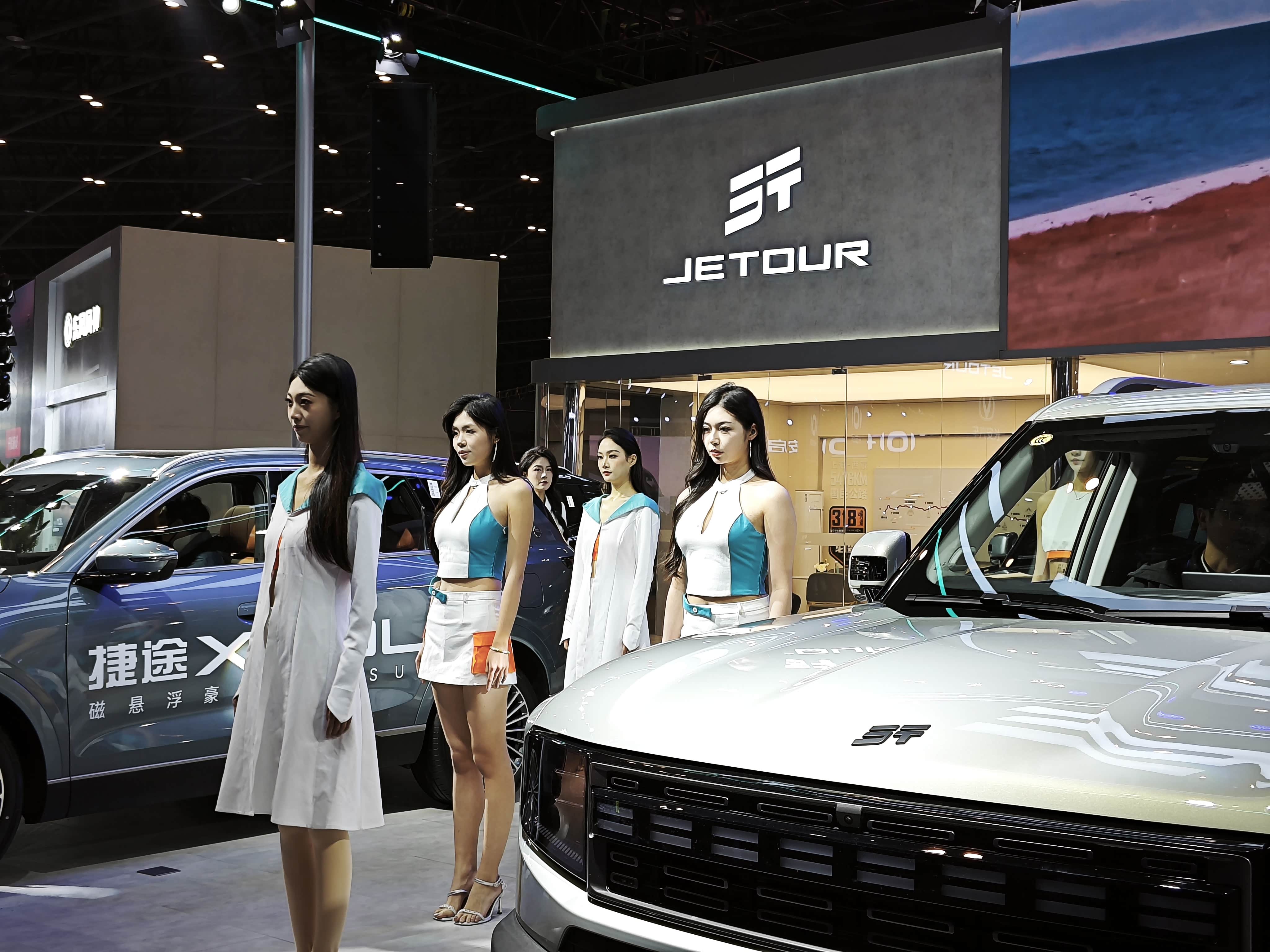 【图】从展台到路面：捷途X70L的双重体验记_捷途X70L论坛_汽车之家论坛