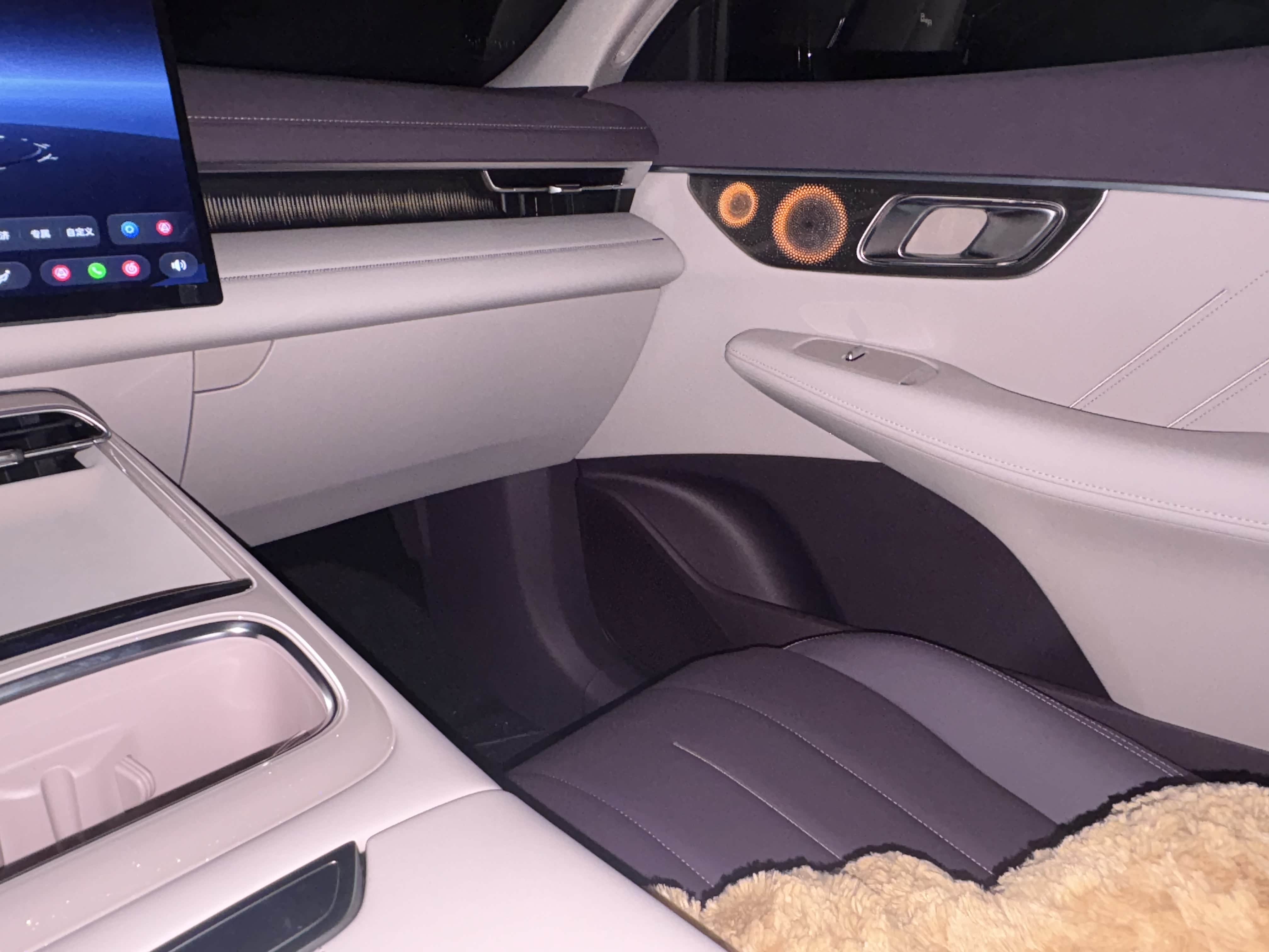 【图】【提车分享】等了快一个月，深蓝S07终于到家了！_深蓝S07论坛_汽车之家论坛