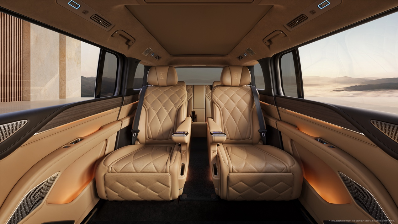 【图】成都车展上仰望展厅直接亮相了所有车型，包括仰望U8L鼎世版、_仰望U8 L论坛_汽车之家论坛