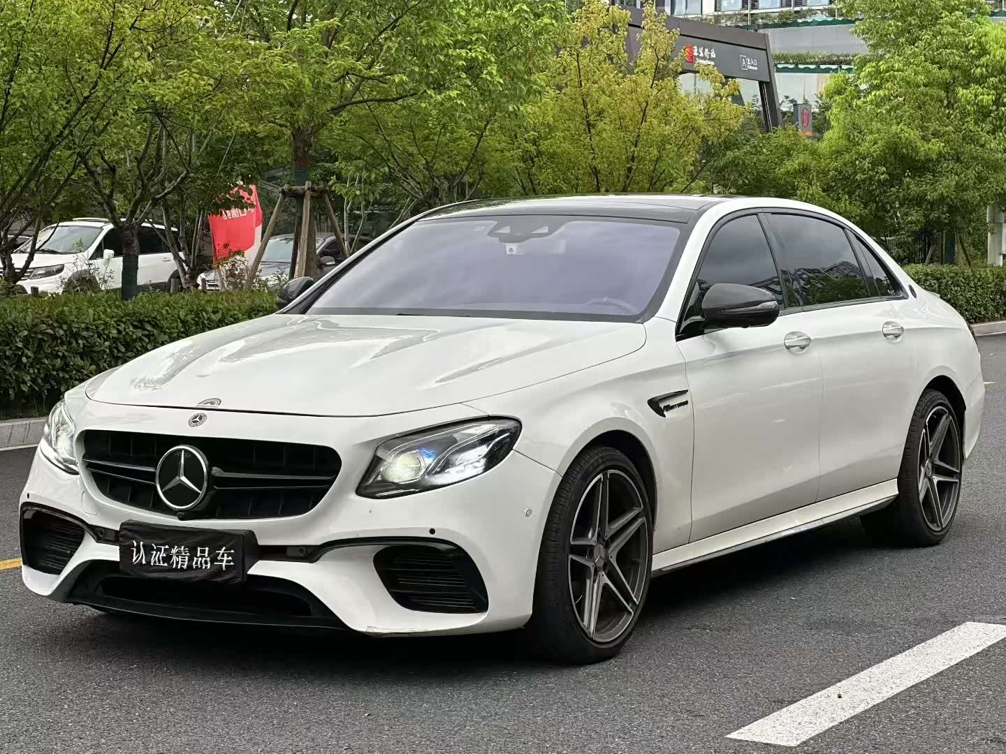 【图】奔驰E300L运动豪华版 上牌17年10月 2.0T匹配9A_奔驰E级论坛_汽车之家论坛