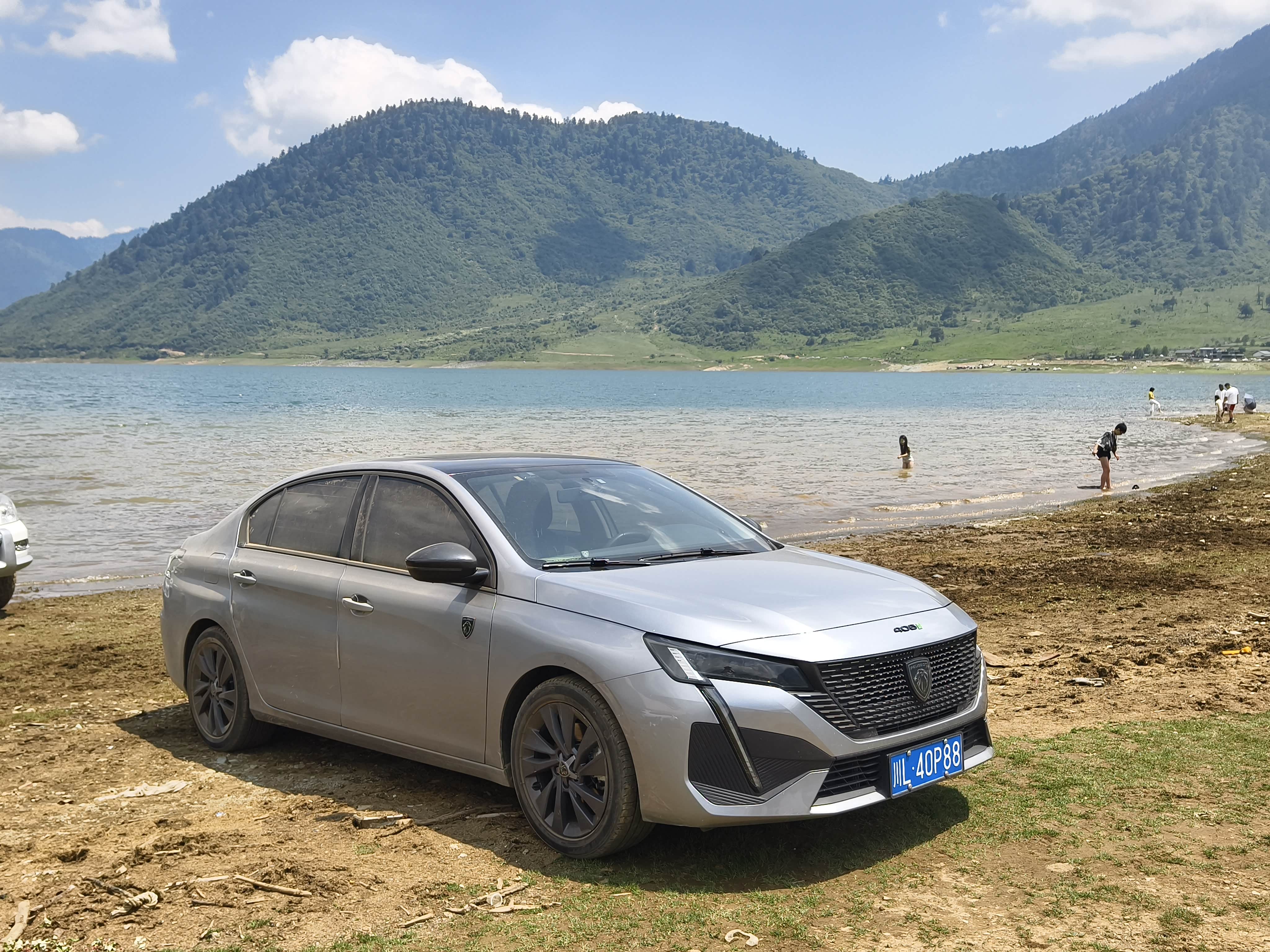 【图】买了408之后真的方便很多_标致408论坛_汽车之家论坛