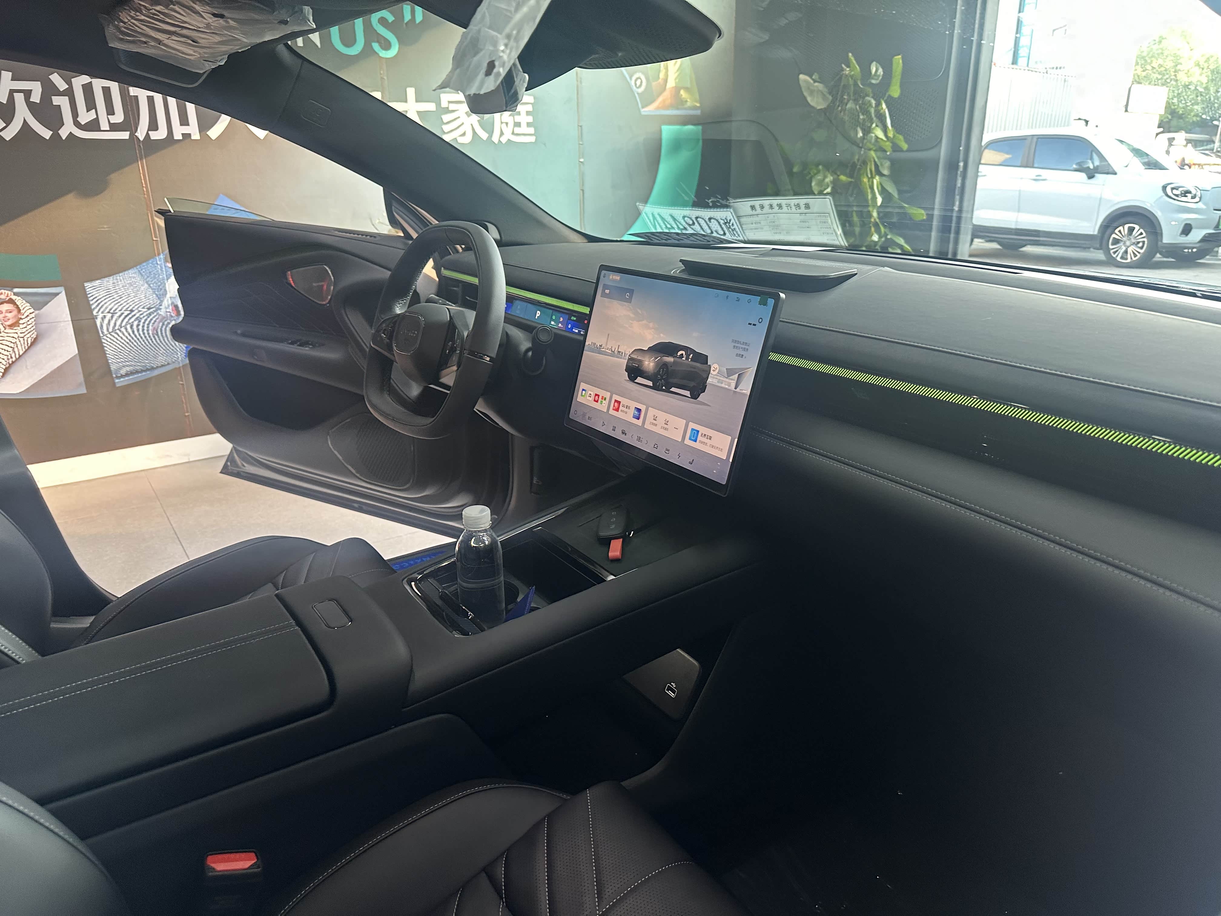 【图】终于等到领克10emp首批提车，这一天我盼了太久！ 一进店，_领克10 EM-P论坛_汽车之家论坛