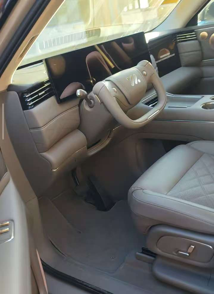 【图】LS9高加索灰顺利提车_智己LS9论坛_汽车之家论坛