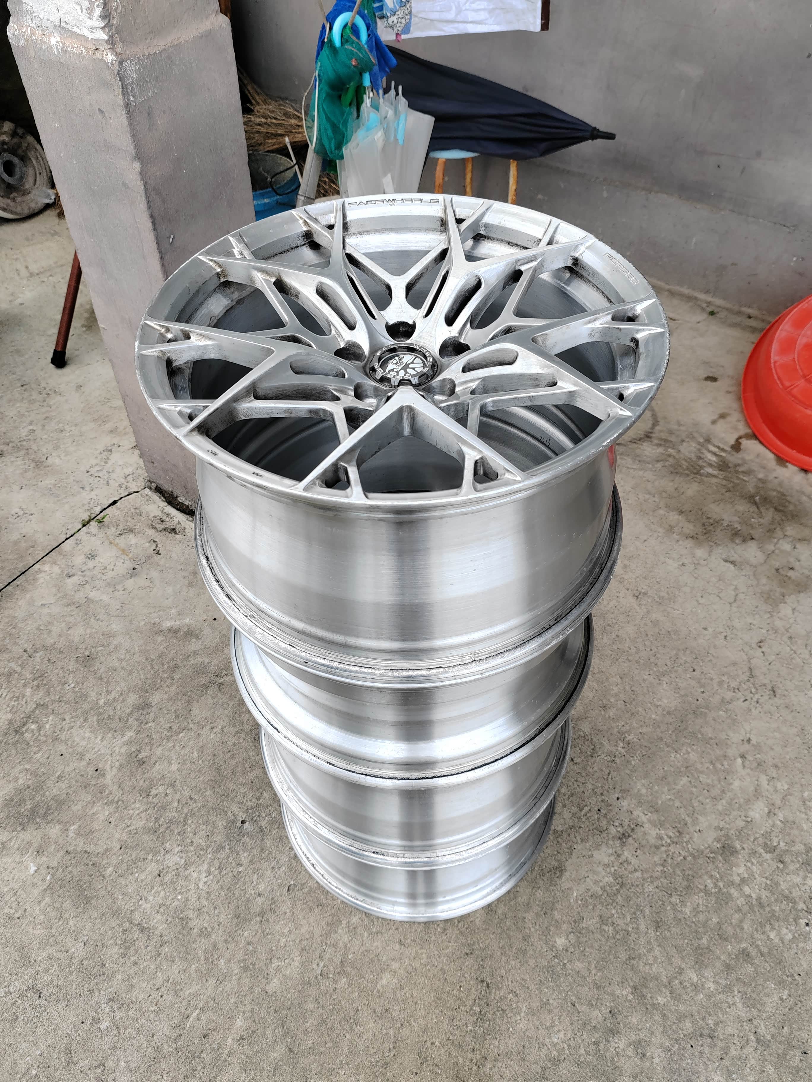 【图】AP原装卡钳，刹车盘 FW1024轮毂_宝马3系论坛_汽车之家论坛