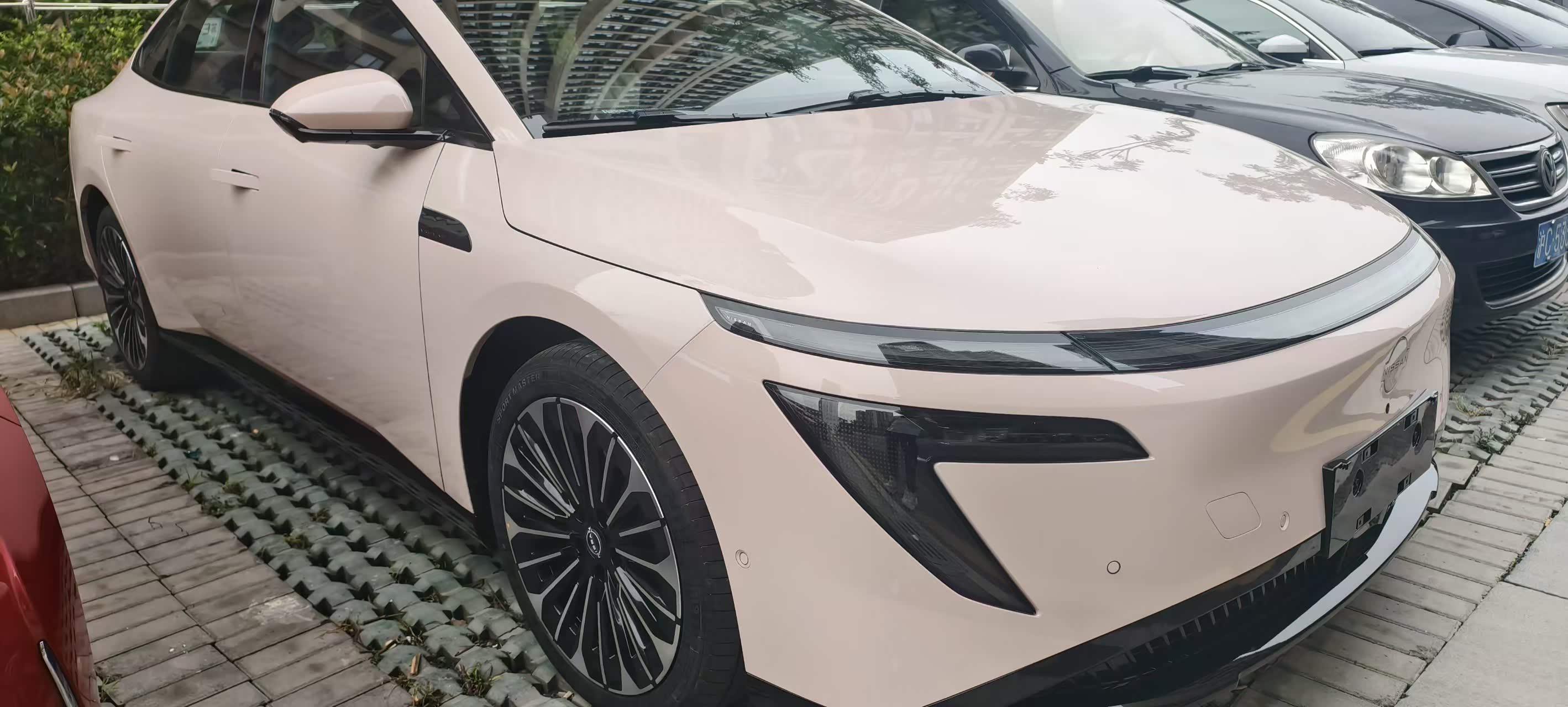 【图】今天在苏州刚提了东风日产N7 510Max，燕麦米颜色看着低_日产N7论坛_汽车之家论坛