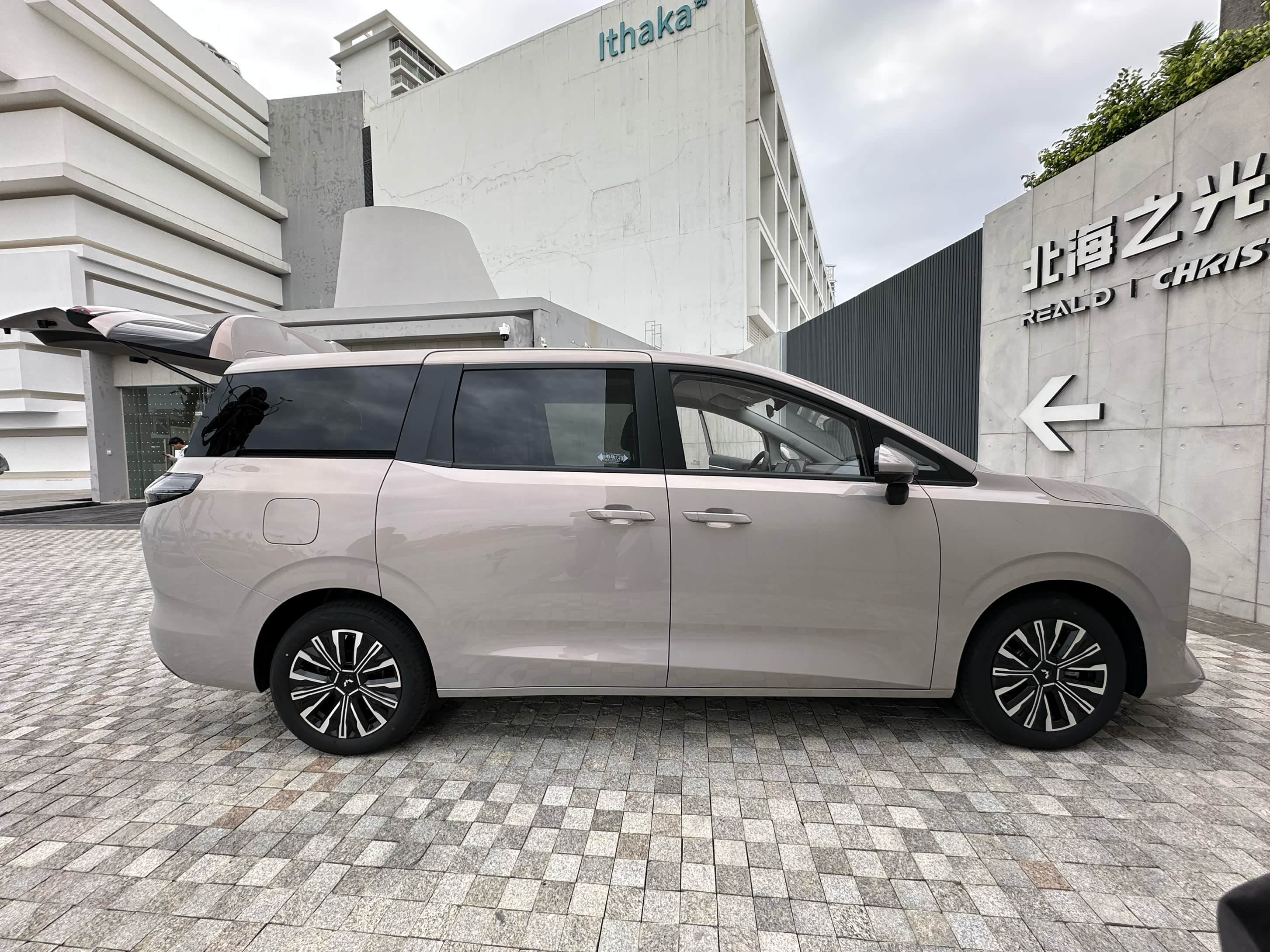 【图】10万级MPV新选择：五菱星光730_星光730论坛_汽车之家论坛