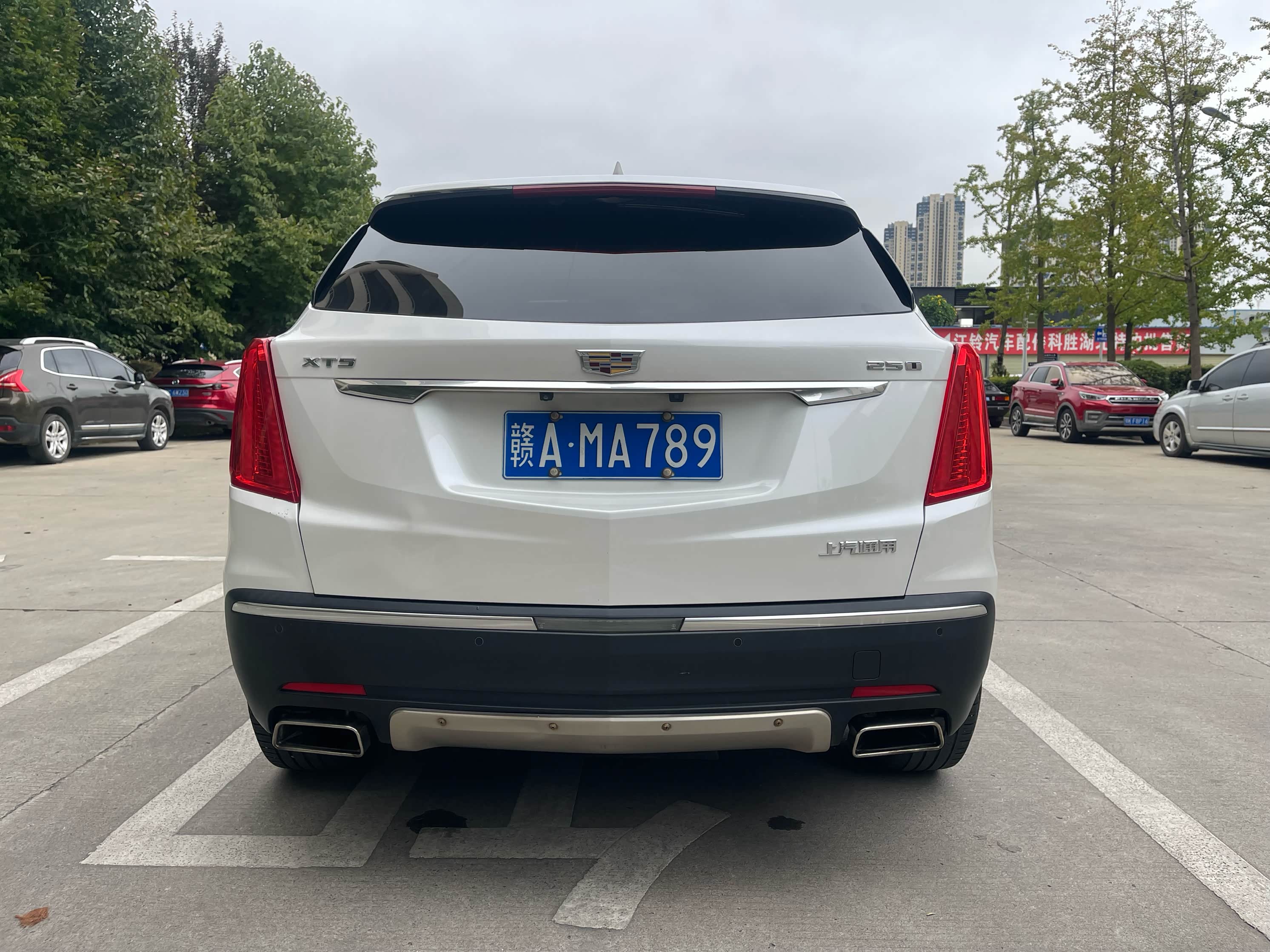 【图】自家一手XT5豪华转让_凯迪拉克XT5论坛_汽车之家论坛