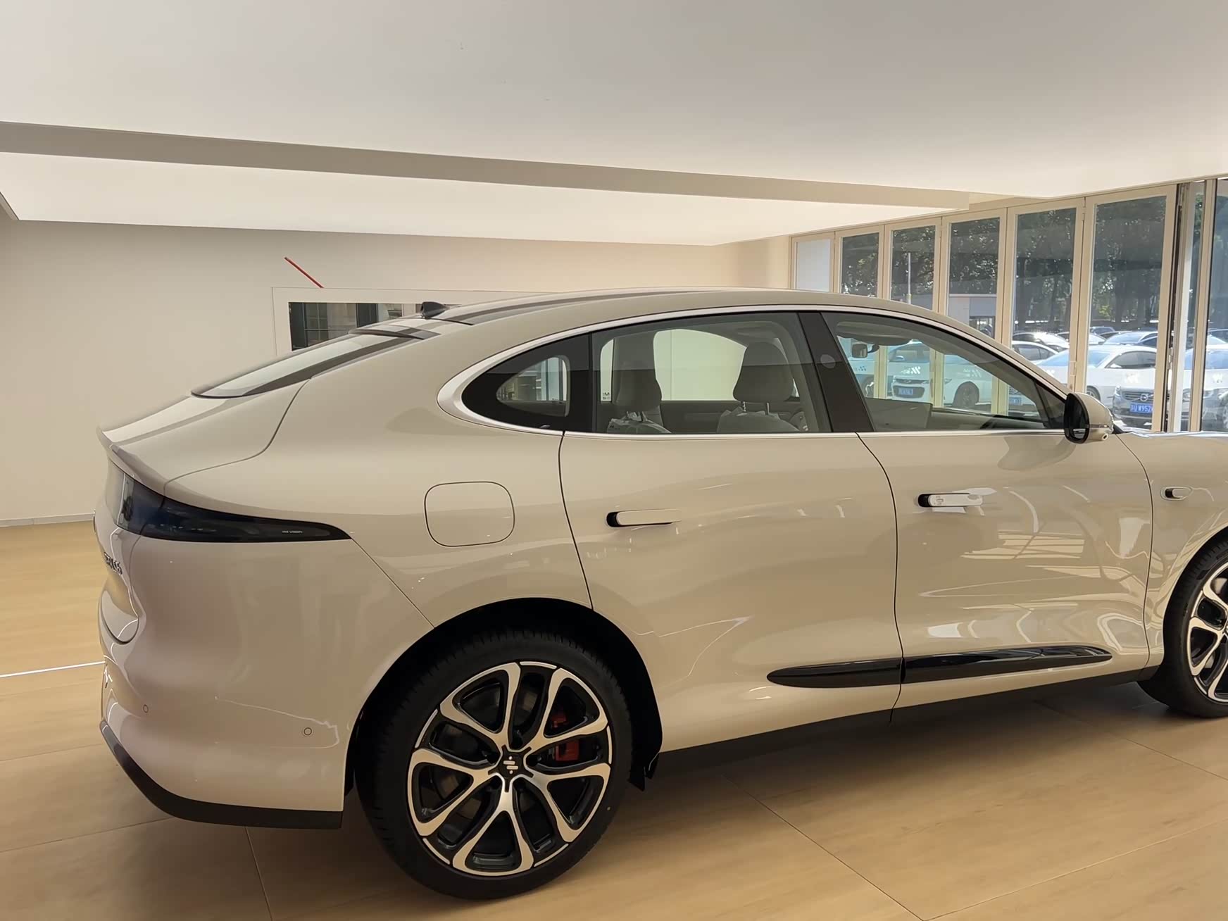 【图】提车新一代智己LS6，这波直接封神 !_智己LS6论坛_汽车之家论坛