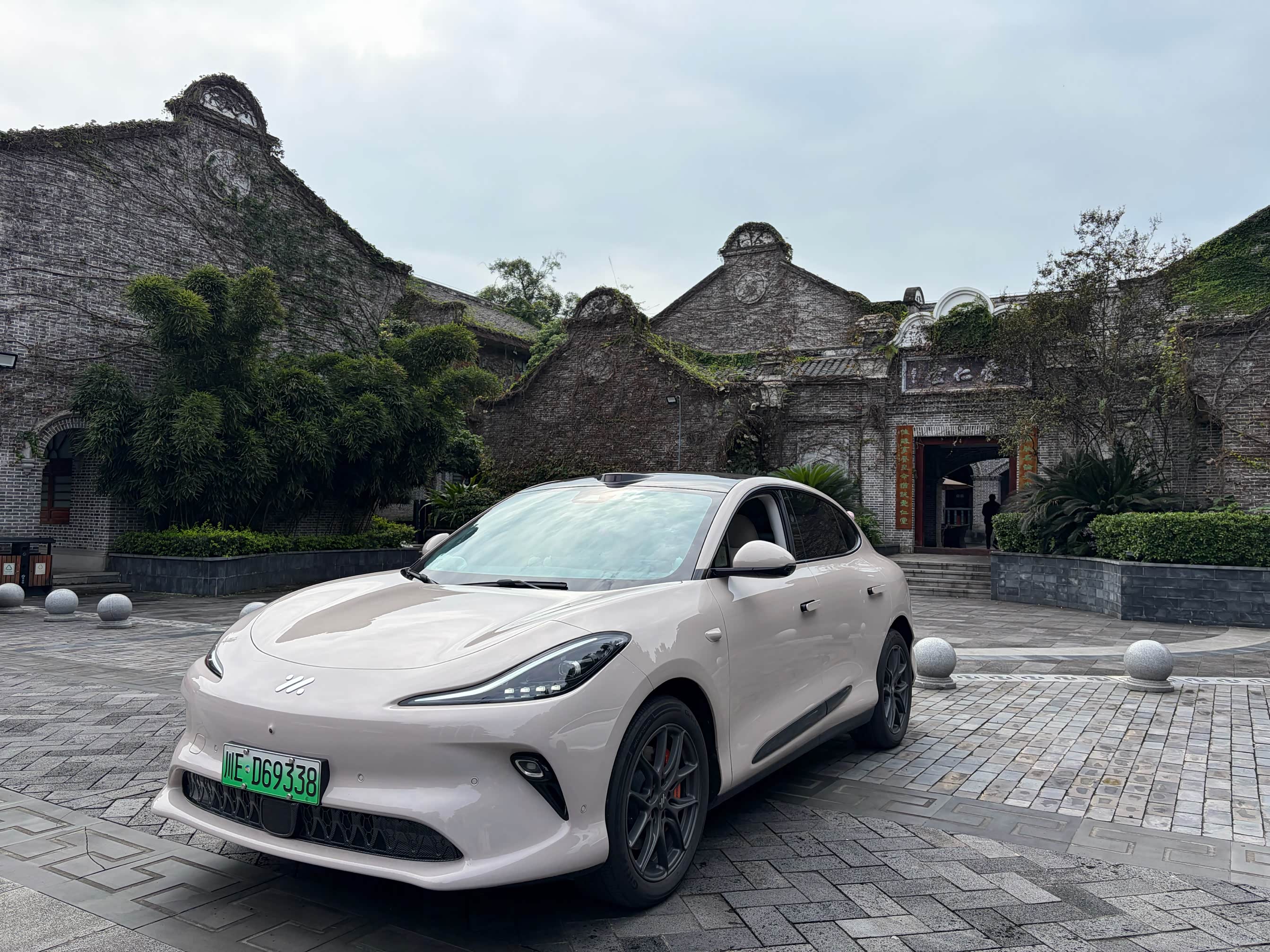 【图】LS6车主评LS9：旅行家用功能拉满，升级超戳痛点！_智己LS9论坛_汽车之家论坛